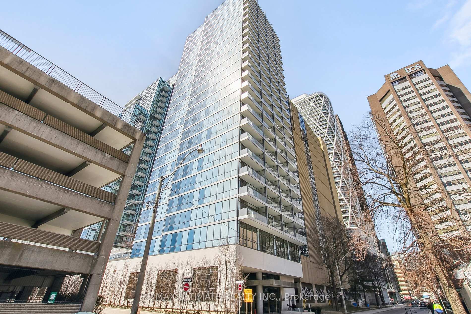 611 - 210 Simcoe Street, Toronto, ON M5T 0A9