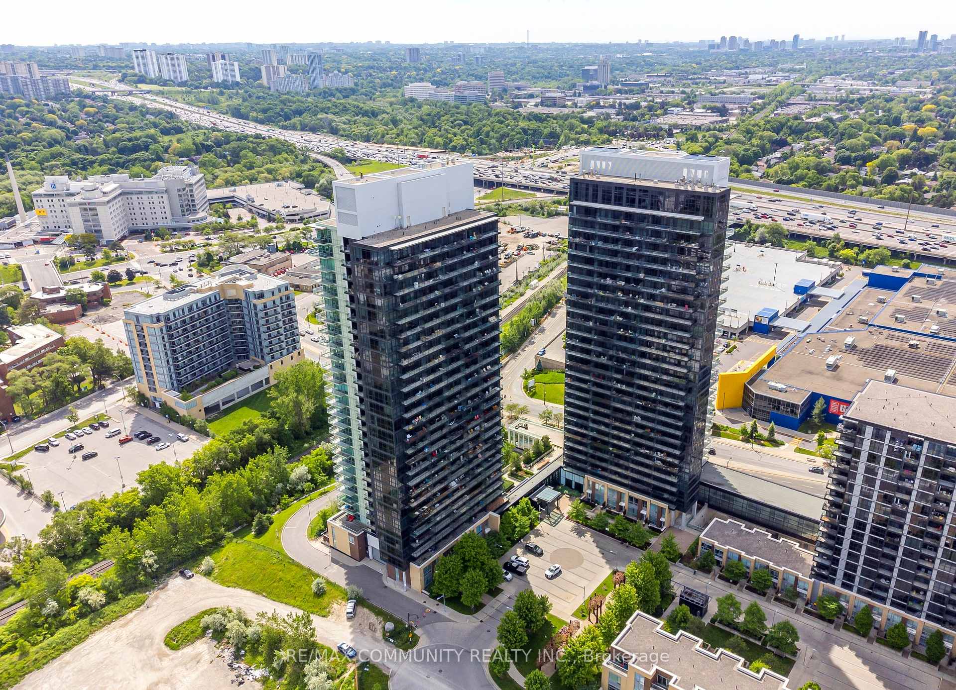 611 - 29 Singer Court, Toronto, ON M2K 0B3