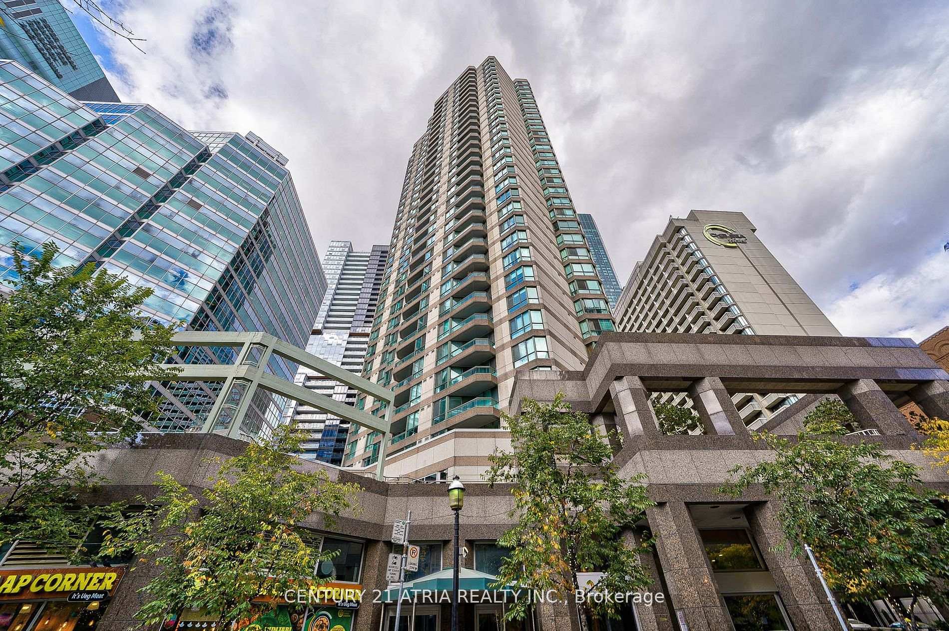 611 - 38 Elm Street, Toronto, ON M5G 2K5