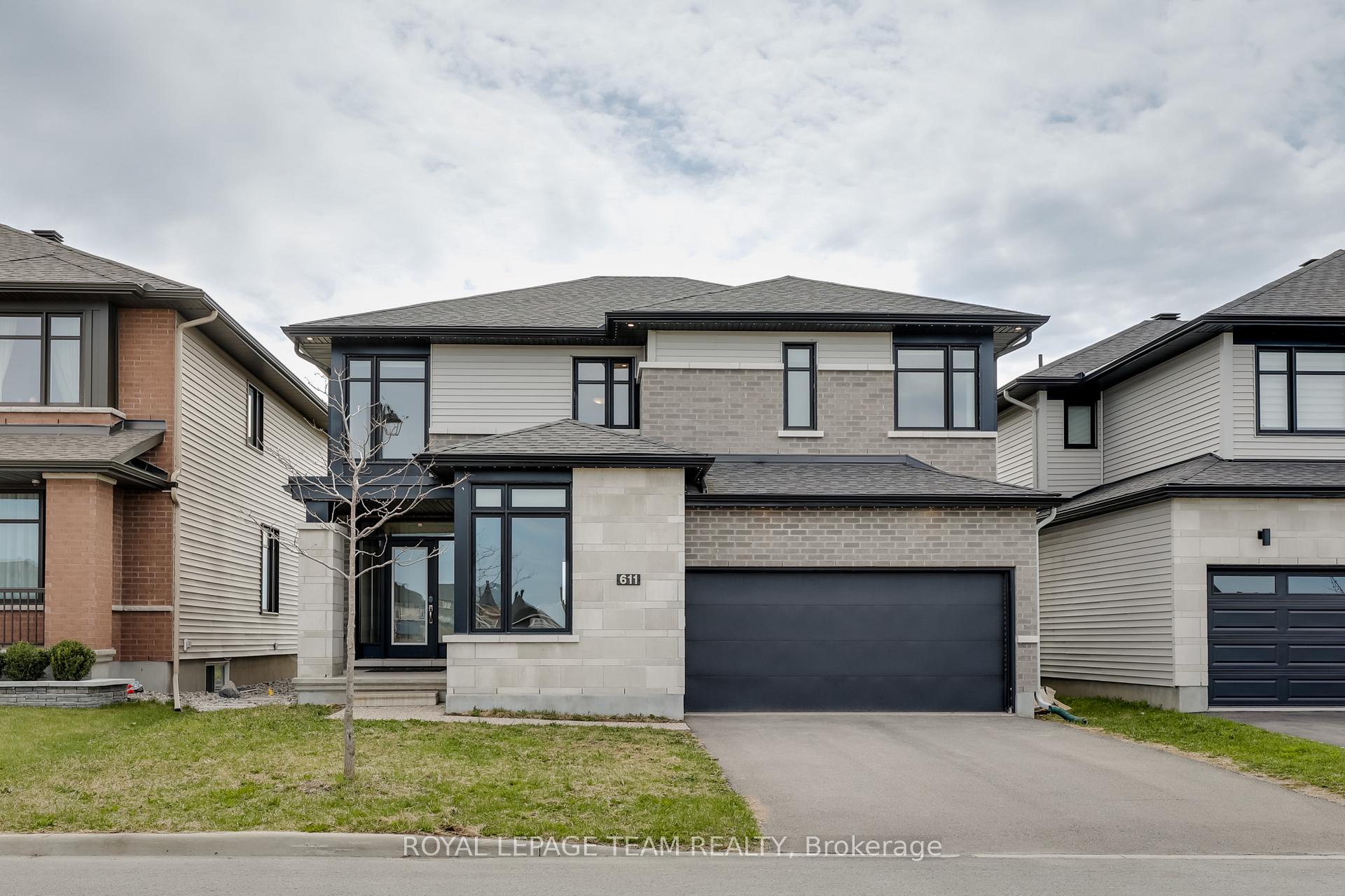 611 Triangle Street, Kanata, ON K2V 0L8