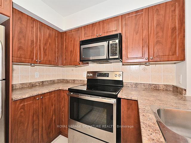 612 - 30 Grand Trunk Crescent, Toronto, ON M5J 3A3