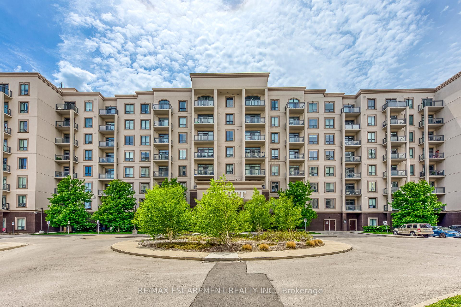 613 - 2490 Old Bronte Road, Oakville, ON L6M 0Y5