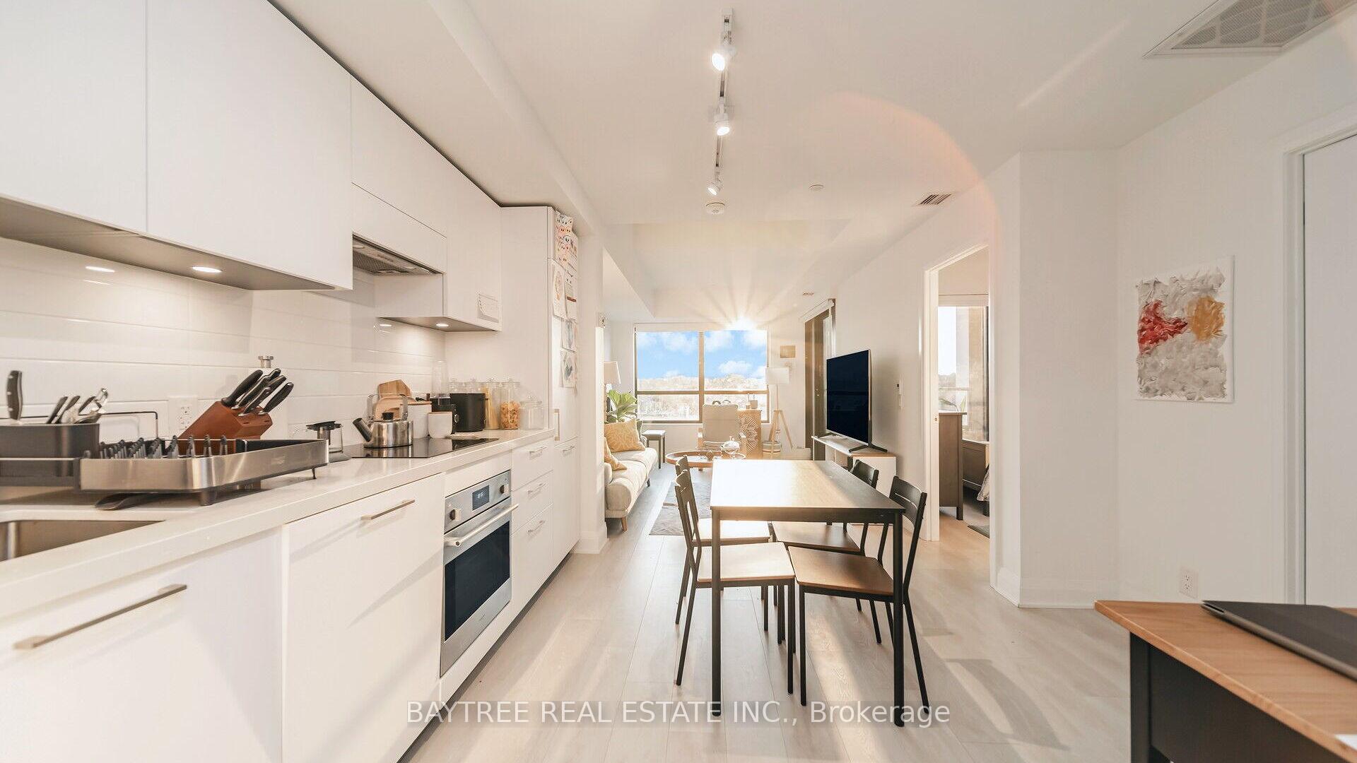 613 - 33 Frederick Todd Way, Toronto, ON M4G 0C9