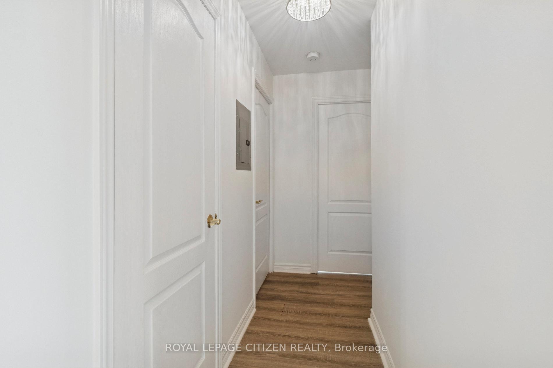613 - 3840 Bathurst Street, Toronto, ON M3H 6C6