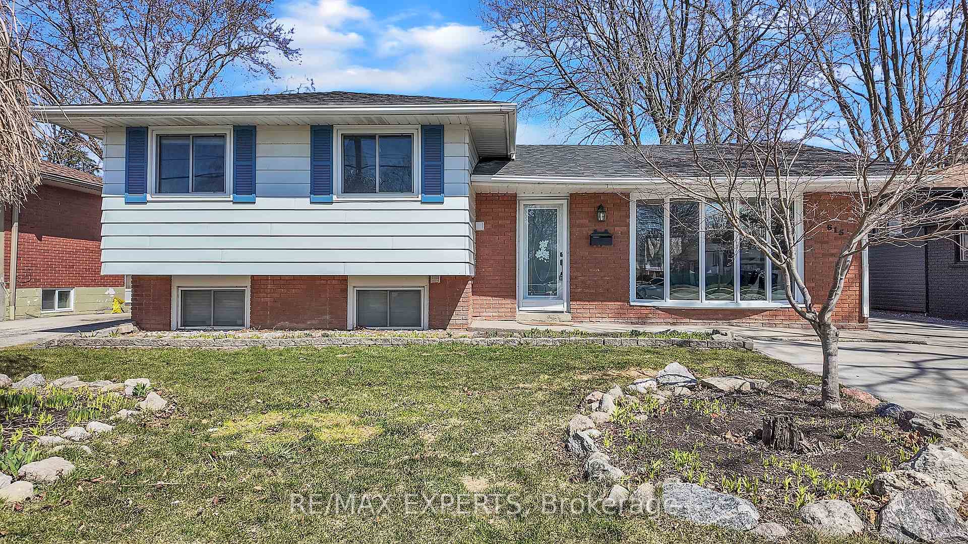 615 Walkers Line, Burlington, ON L7N 2E6