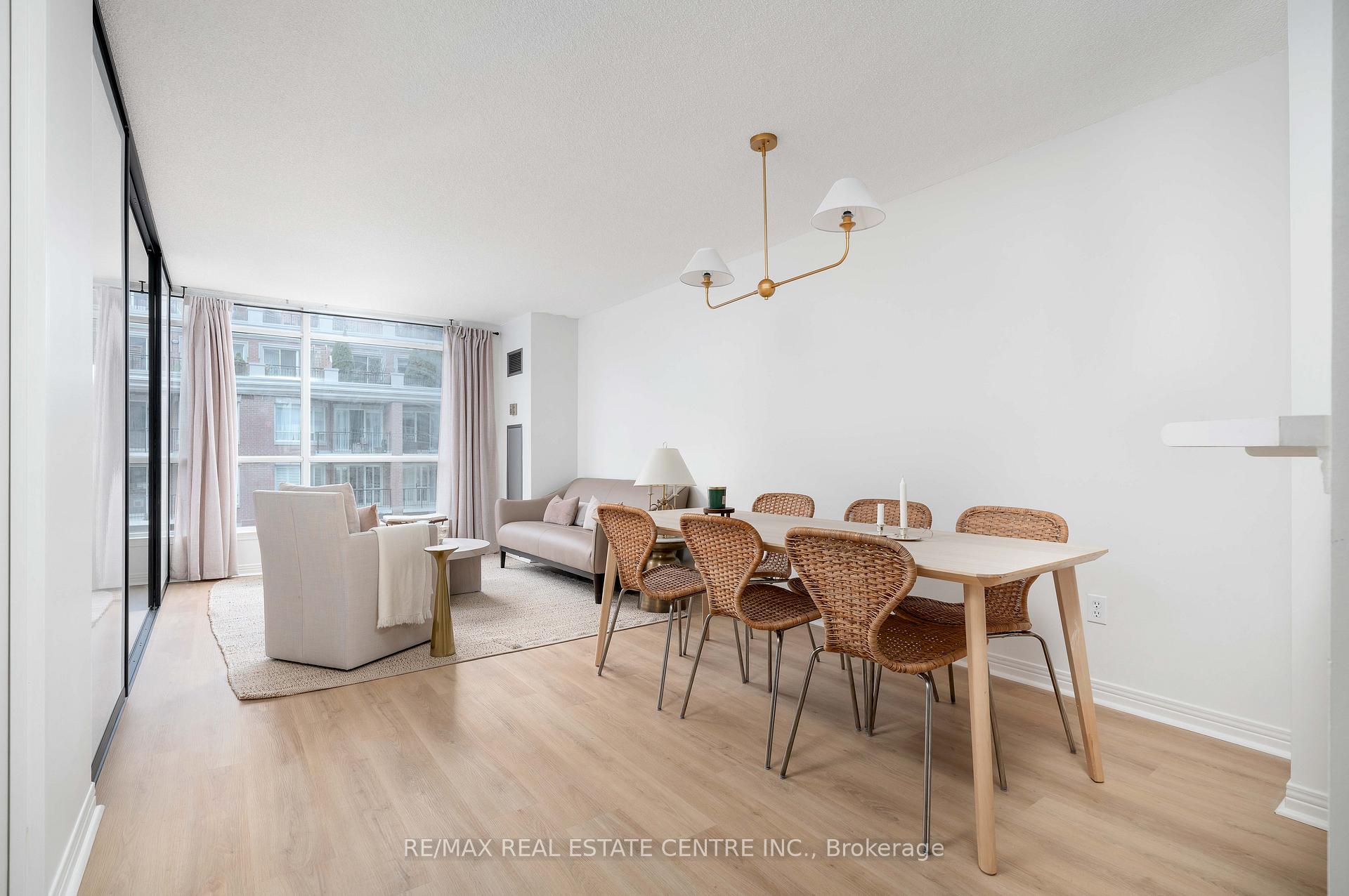 616 - 942 Yonge Street, Toronto, ON M4W 3S8