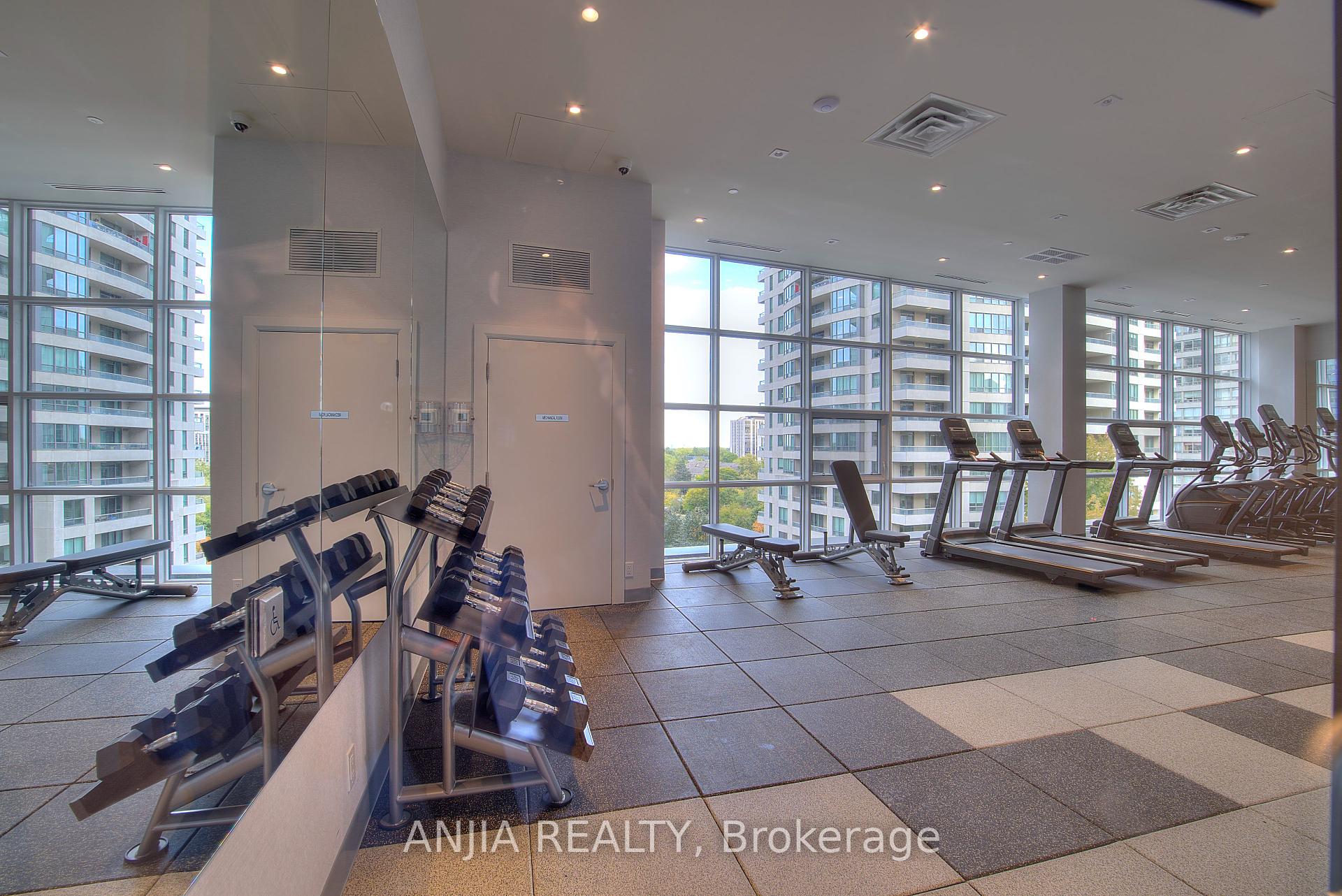 619 - 4955 Yonge Street, Toronto, ON M2N 0L8