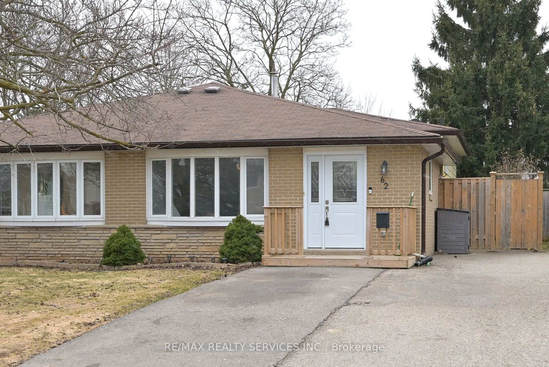 62 Carlton Drive, Orangeville, ON L9W 2X9