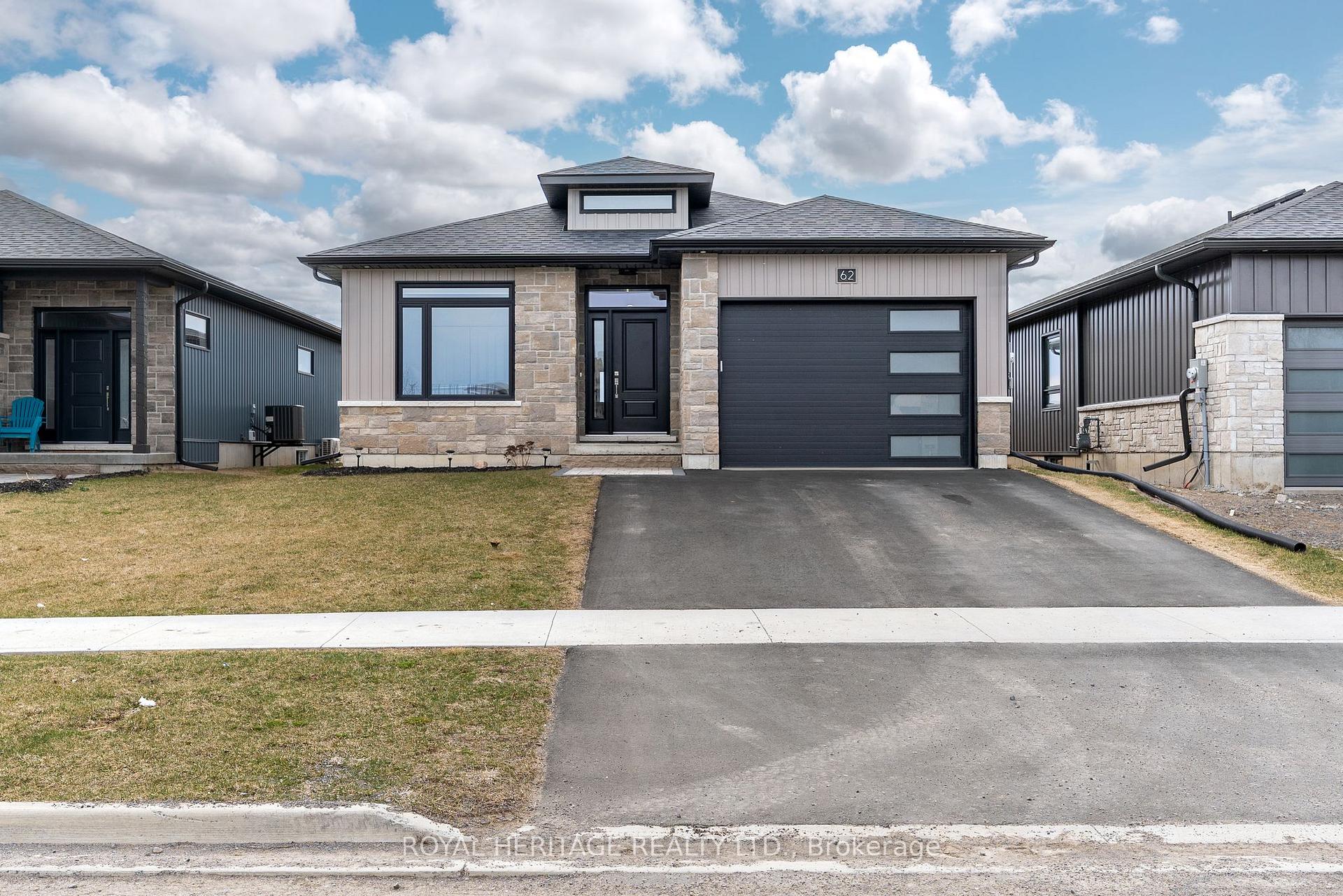 62 Hastings Park Drive, Belleville, ON K8P 0H7