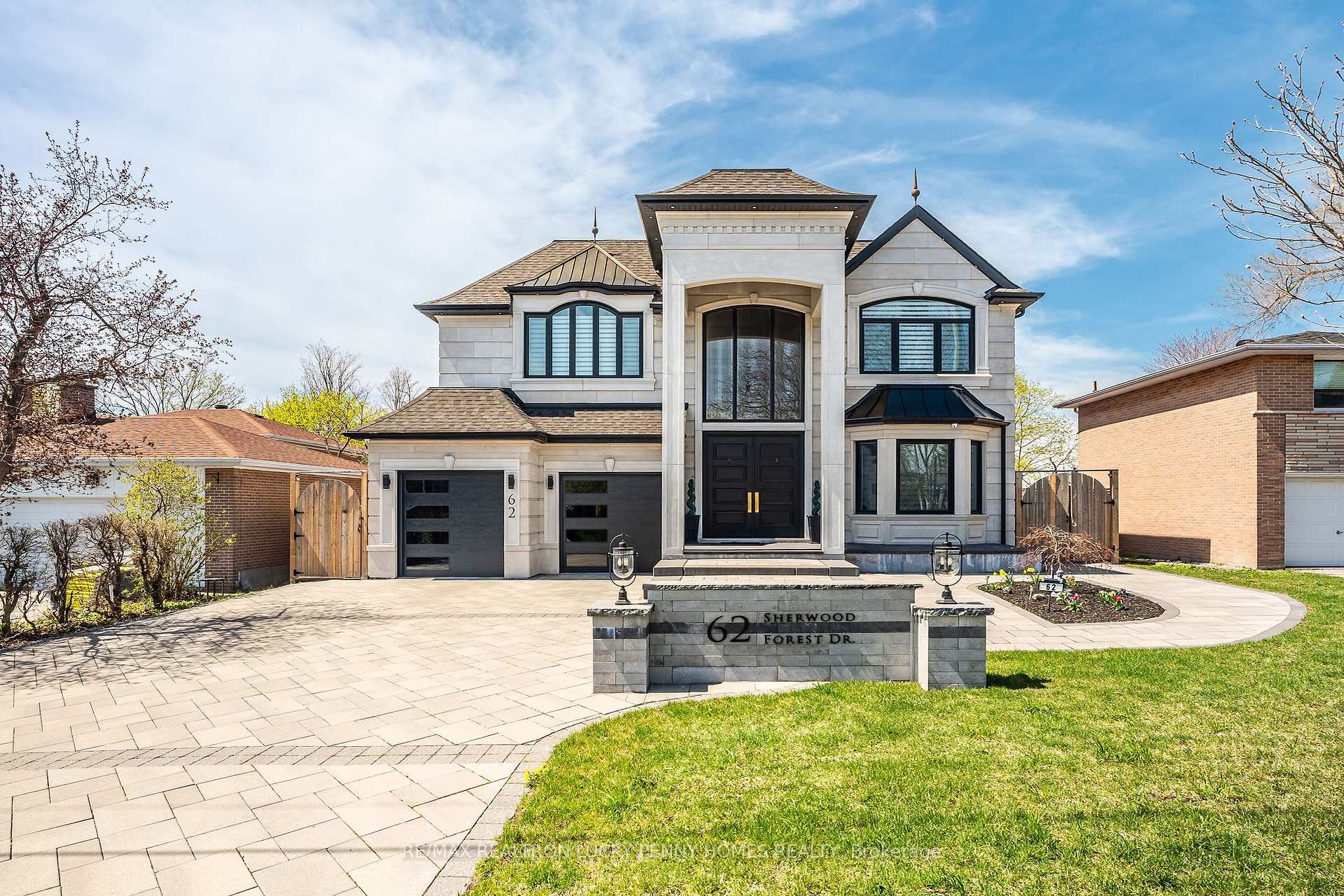 62 Sherwood Forest Drive, Markham, ON L3P 1P8