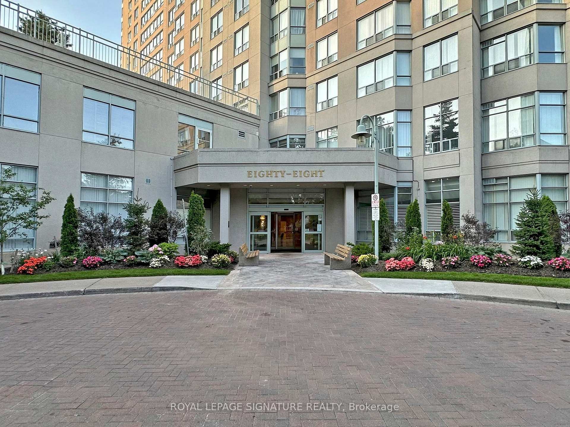 620 - 88 Corporate Drive, Toronto, ON M1H 3G6
