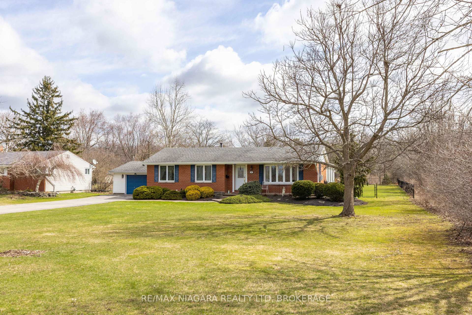 620 Prospect Point Road N, Fort Erie, ON L0S 1N0