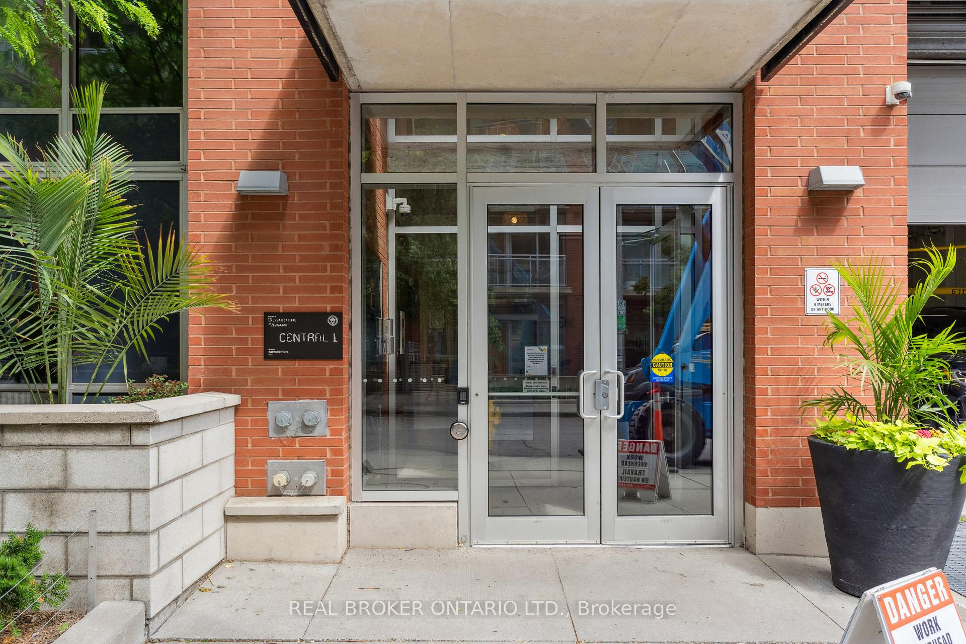 623 - 349 Mcleod Street, Ottawa Centre, ON K2P 0S1
