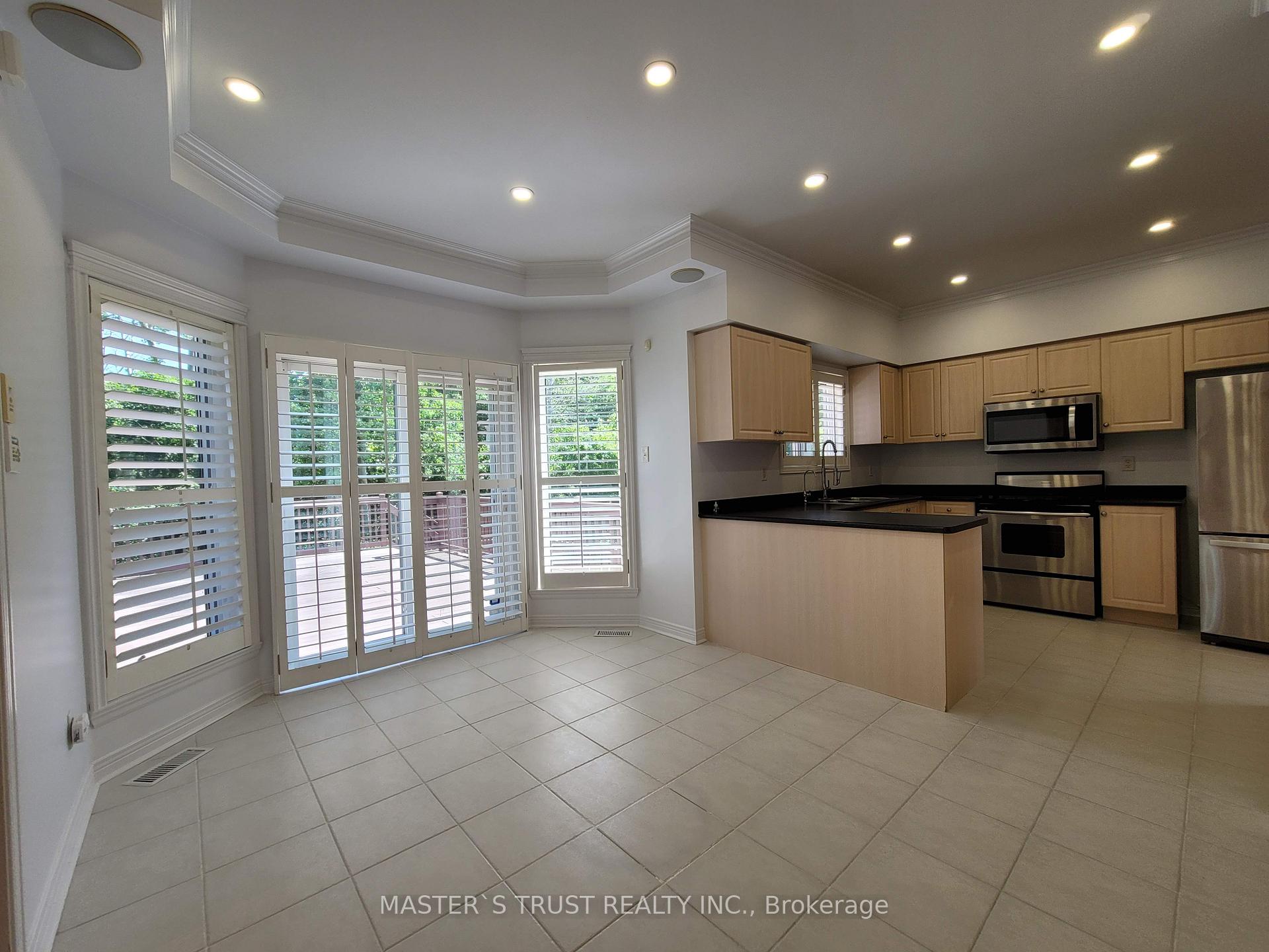 623 Carlton Road, Markham, ON L3P 7R6