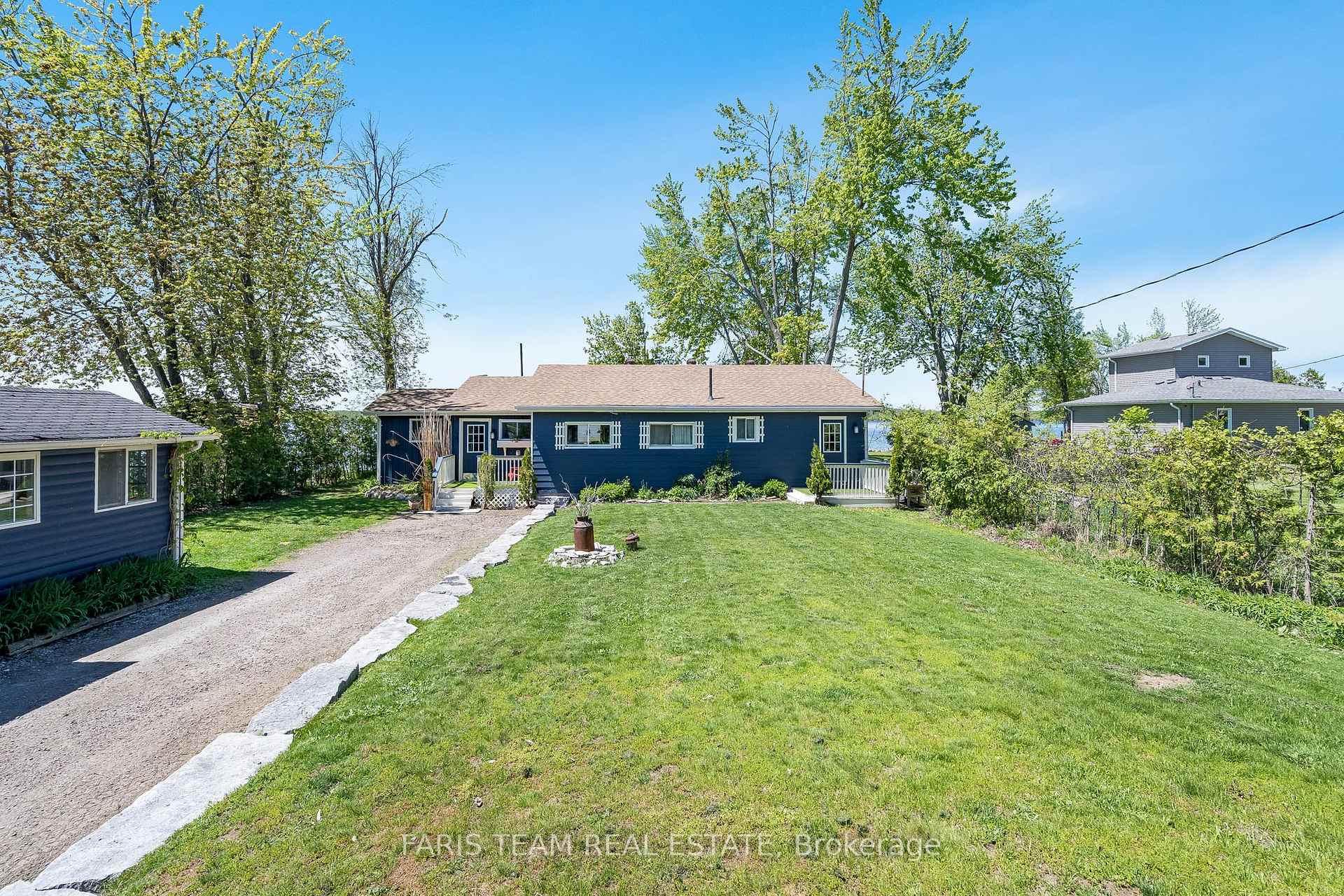 6238 Bluebird Street, Ramara, ON L3V 0K6