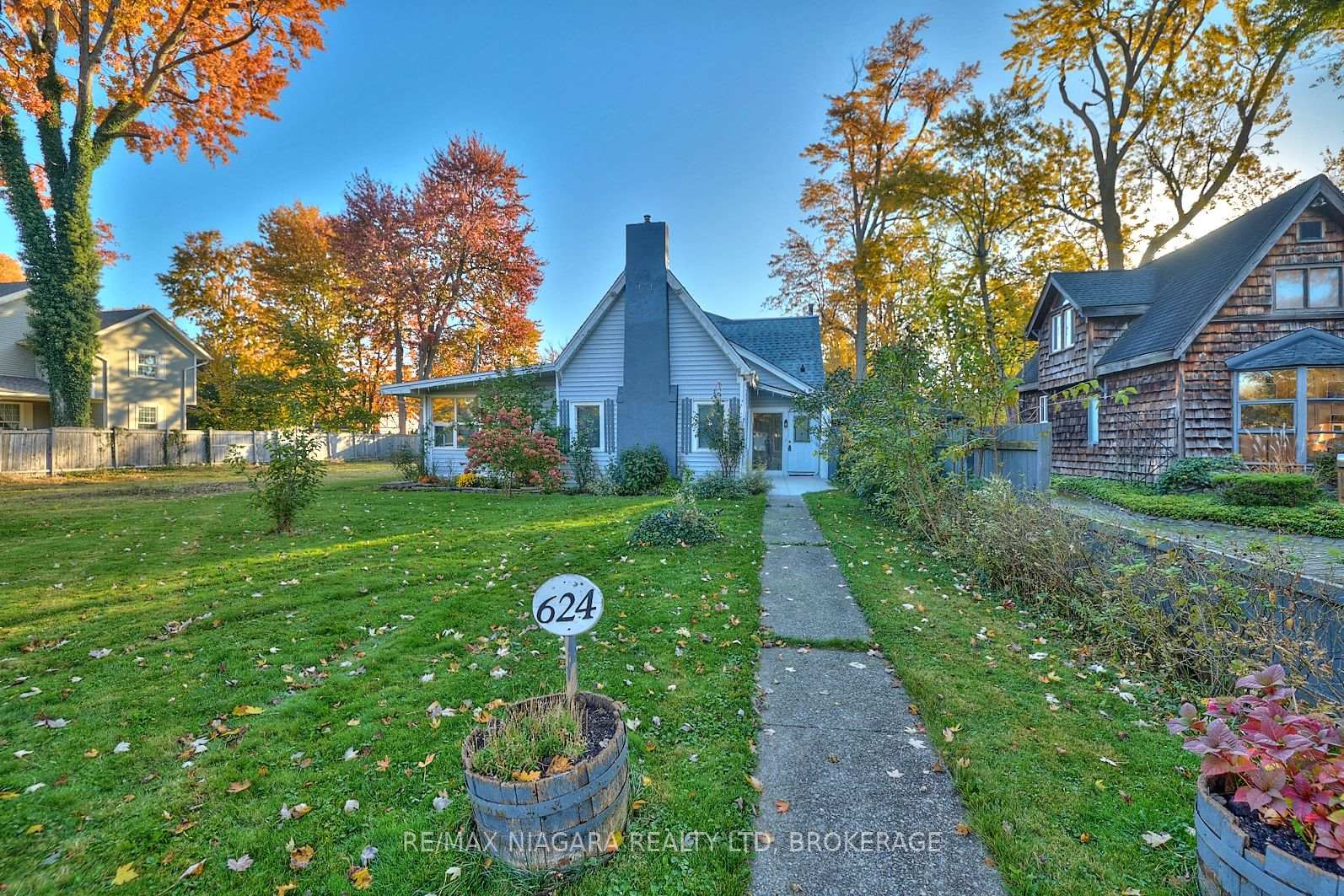 624 DAYTONA Drive, Fort Erie, ON L2A 4Z4