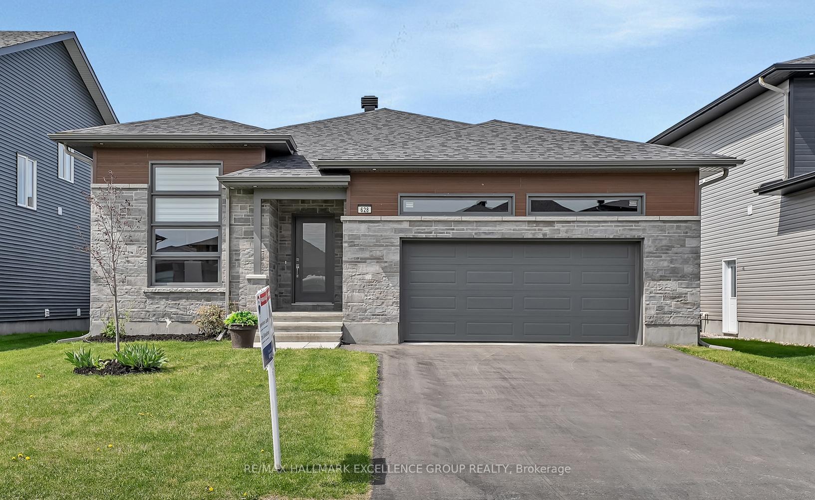 628 Cobalt Street, Clarence-Rockland, ON K4K 0L4