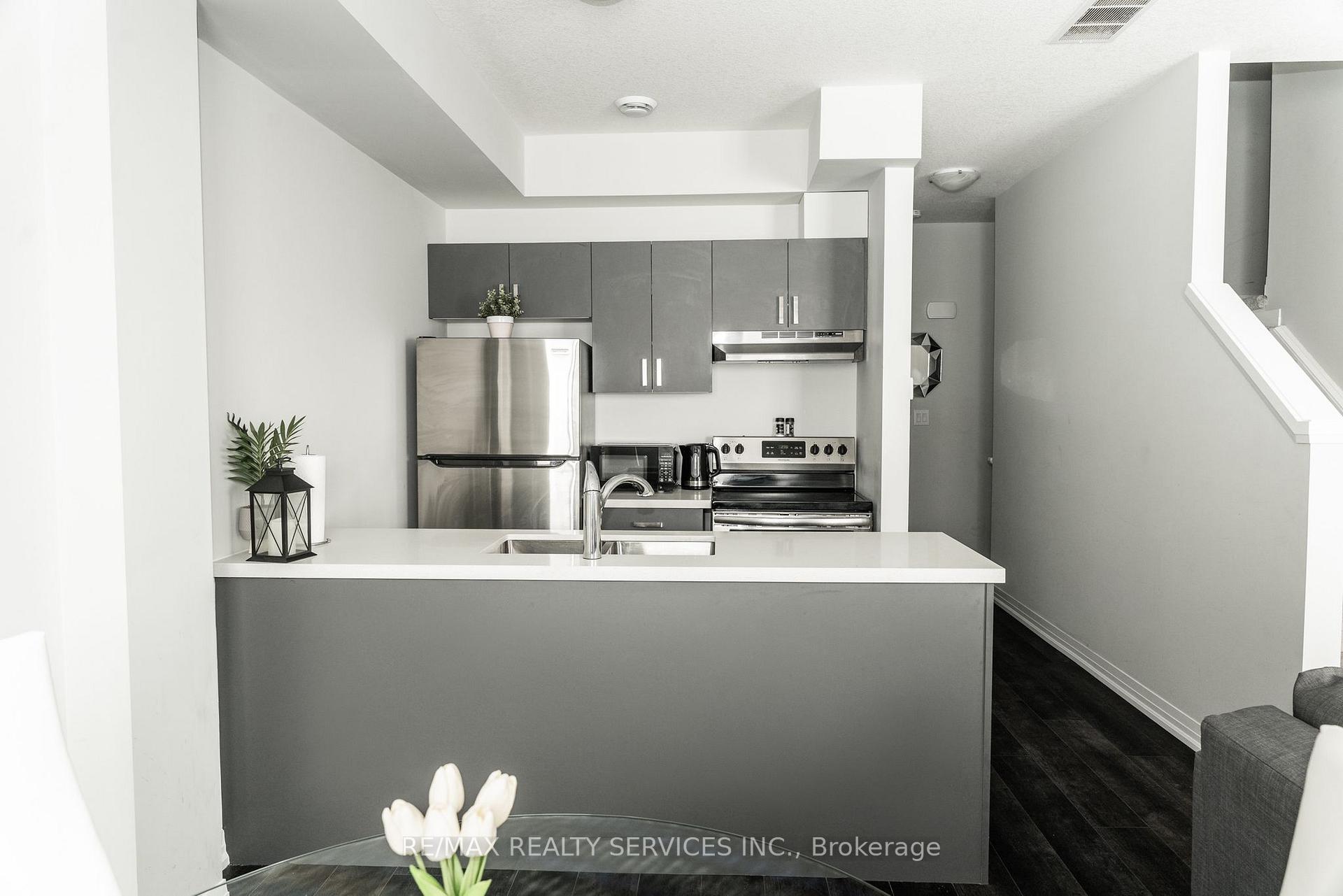 63 - 6705 Cropp Street, Niagara Falls, ON L2E 0C1