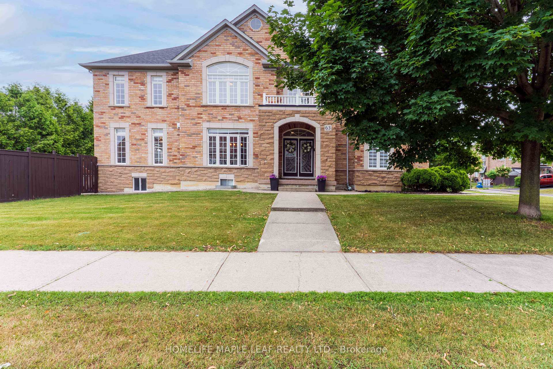 63 Blue Diamond Drive, Brampton, ON L6S 6H8