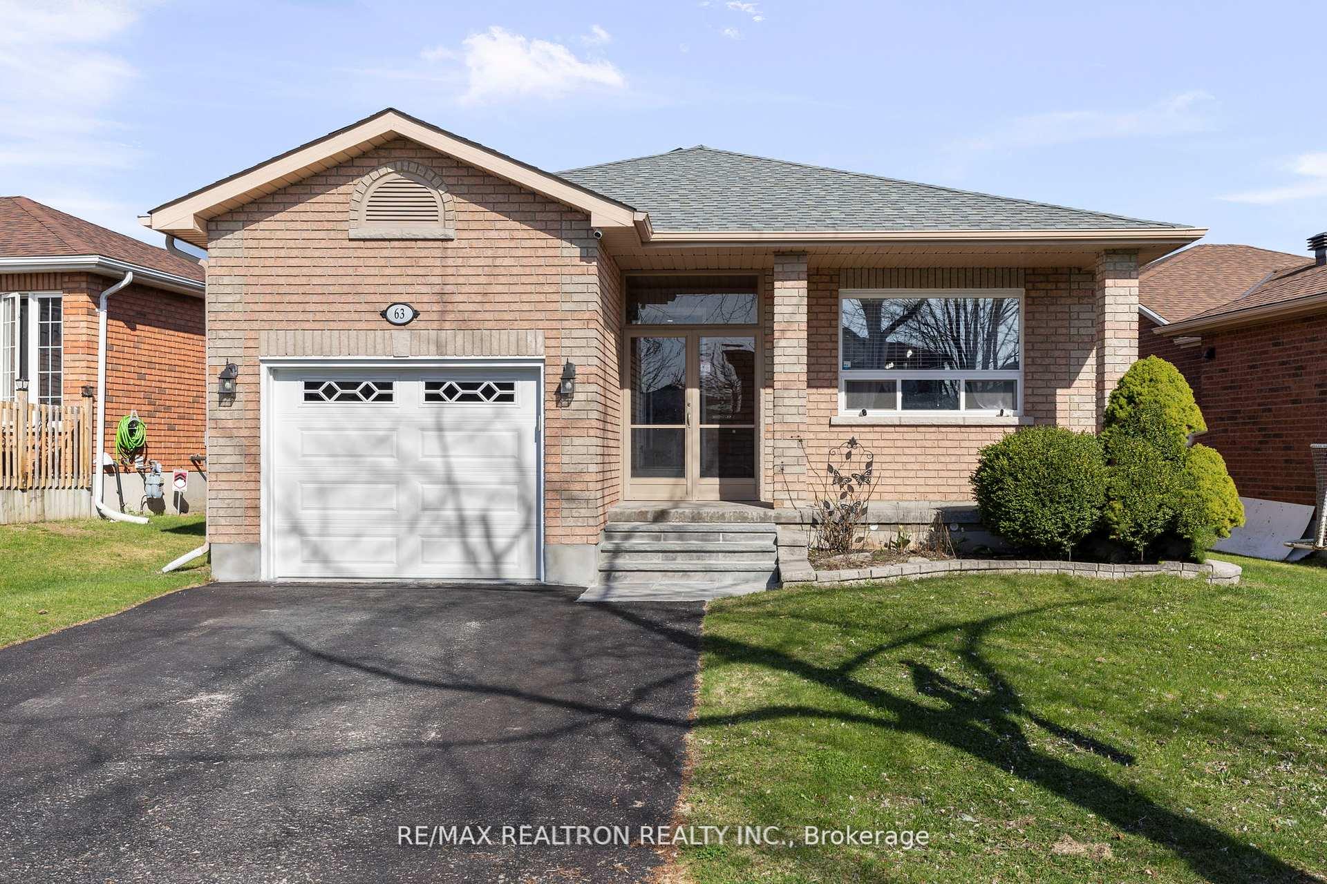 63 Butternut Drive, Barrie, ON L4N 9Z8