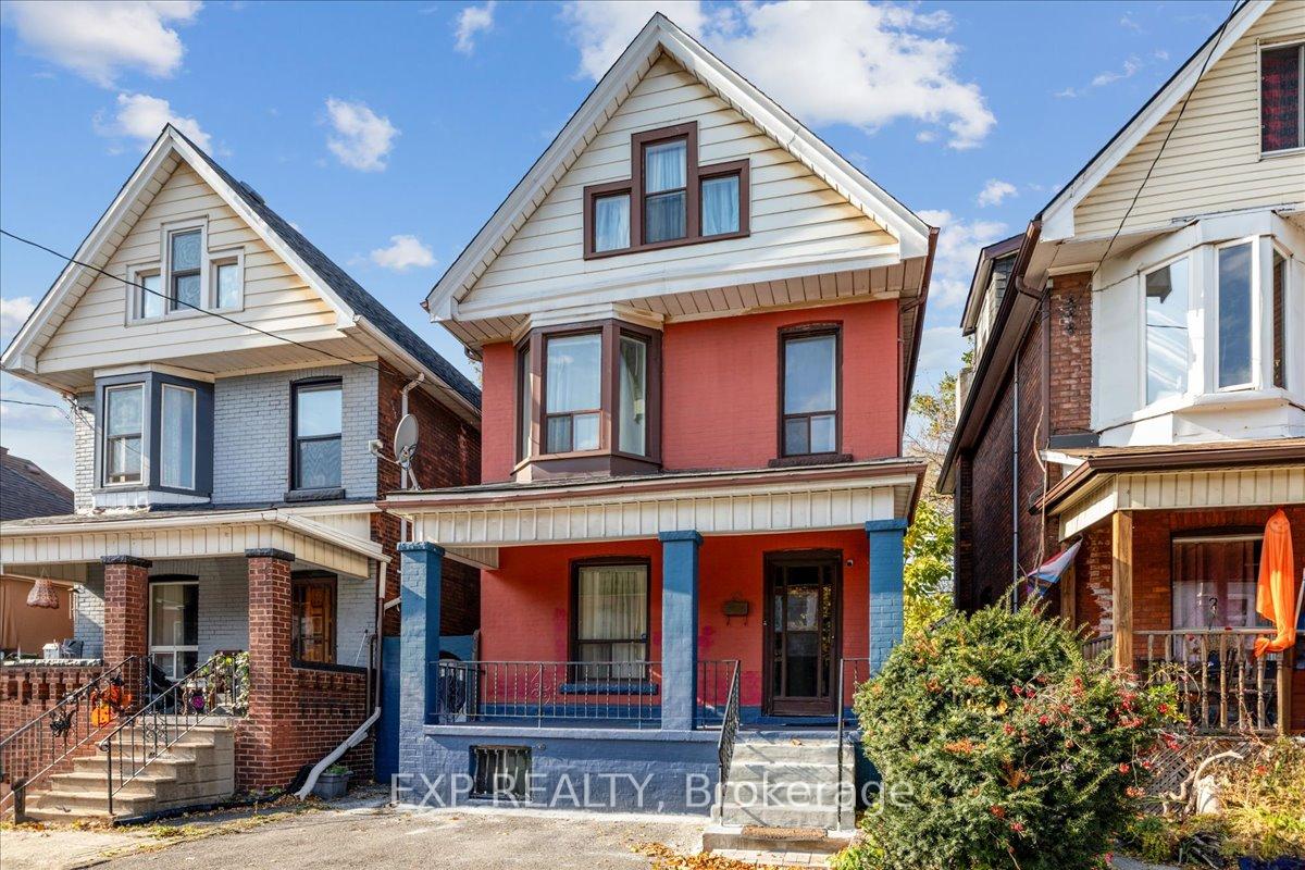 63 Clyde Street, Hamilton, ON L8L 5R5