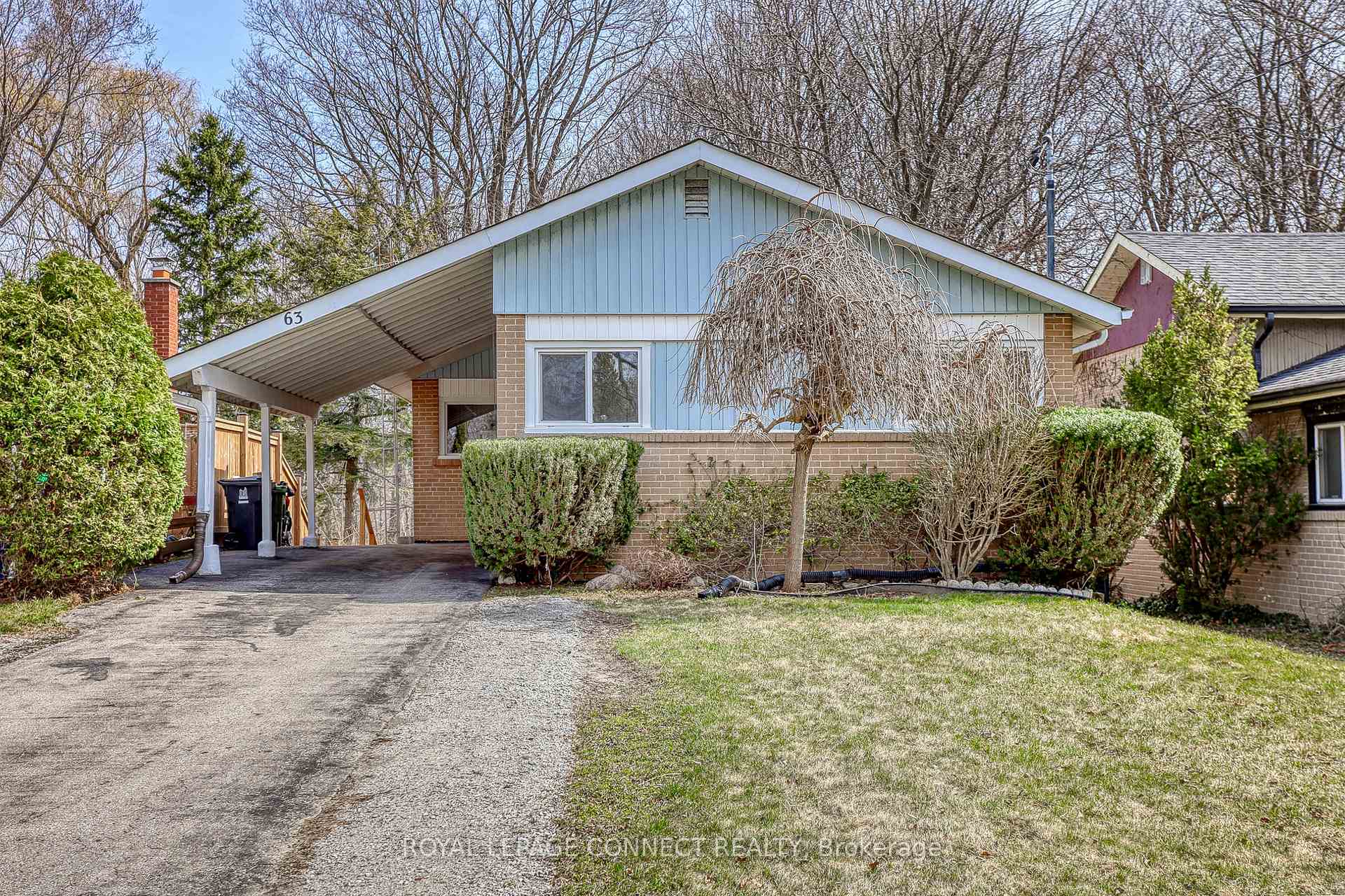 63 Ladysbridge Drive, Toronto, ON M1G 3H8