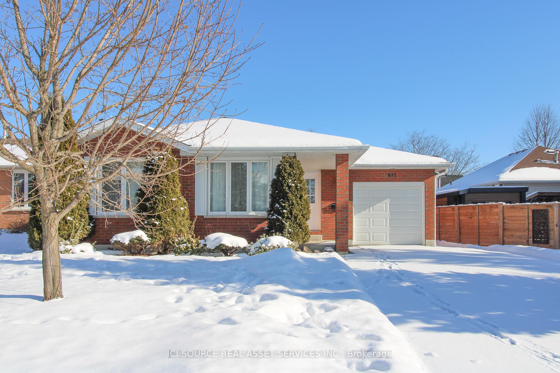 632 Pinewood Drive, Peterborough, ON K9K 1L2