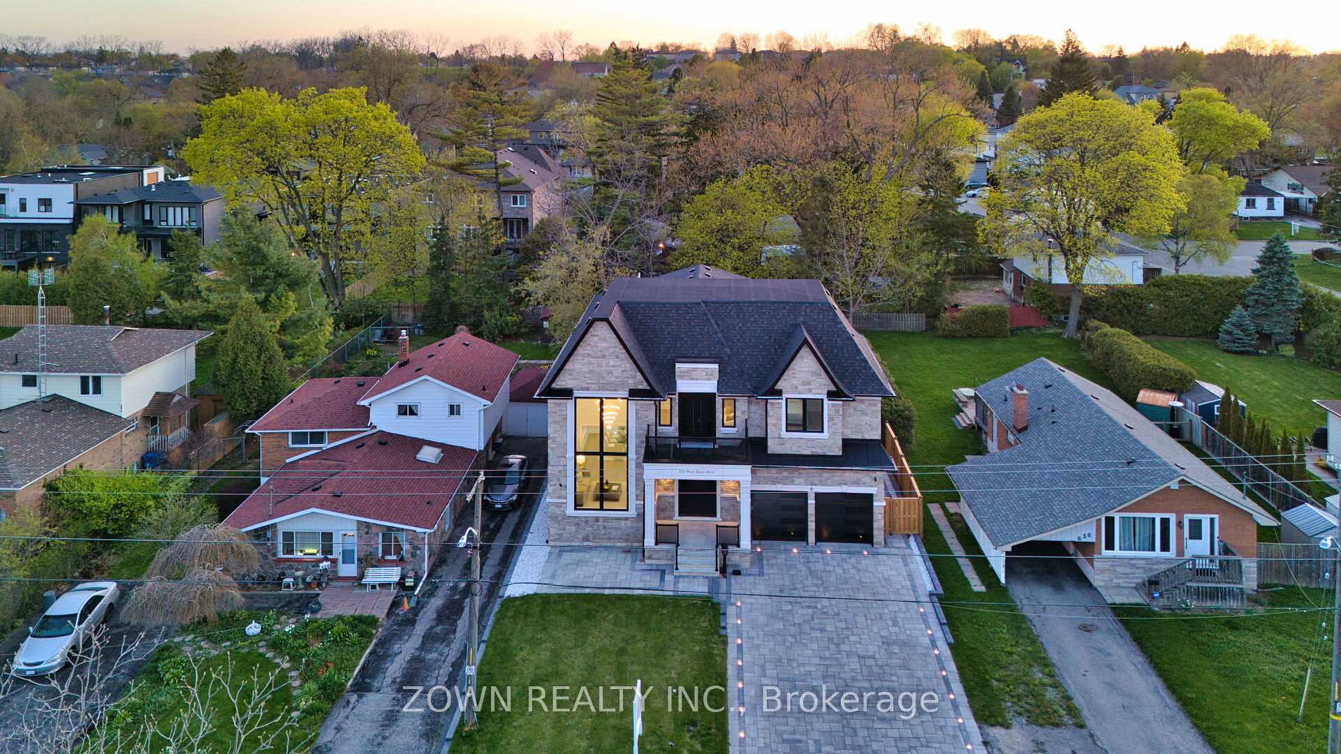 632 West Shore Boulevard, Pickering, ON L1W 2T8