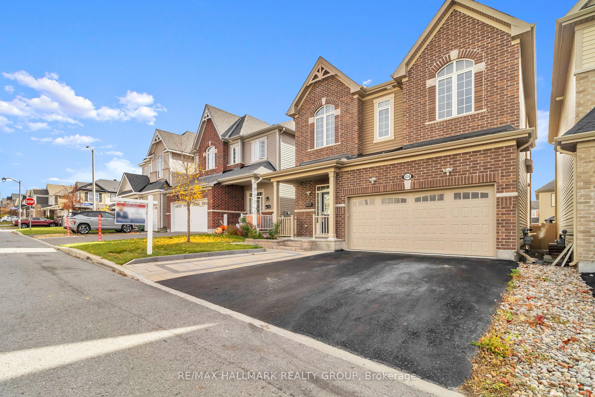 634 SILVER SPRUCE Way, Kanata, ON K2M 0L2