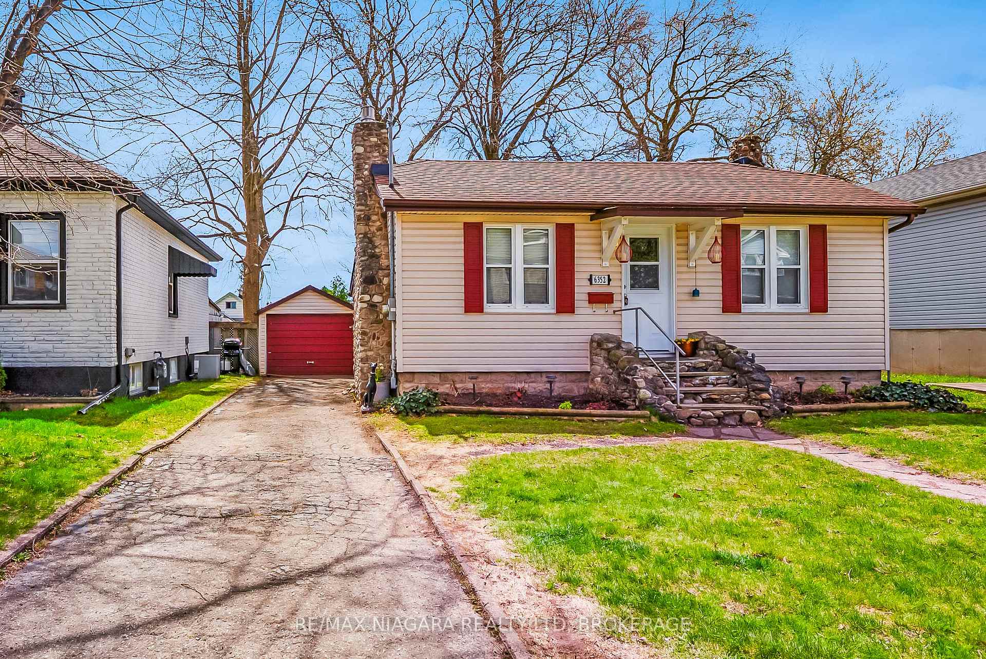 6352 Culp Street, Niagara Falls, ON L2G 2C1