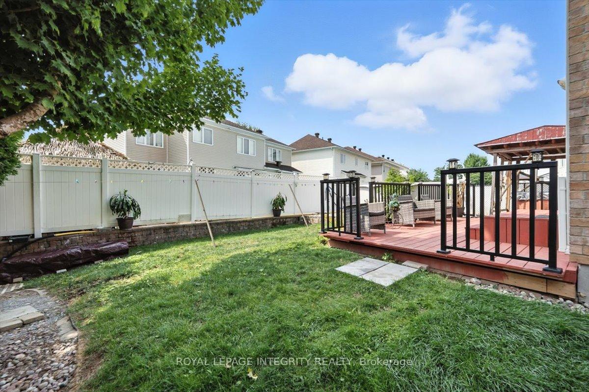 636 Aquaview Drive, Orleans - Cumberland and Area, ON K4A 4W2