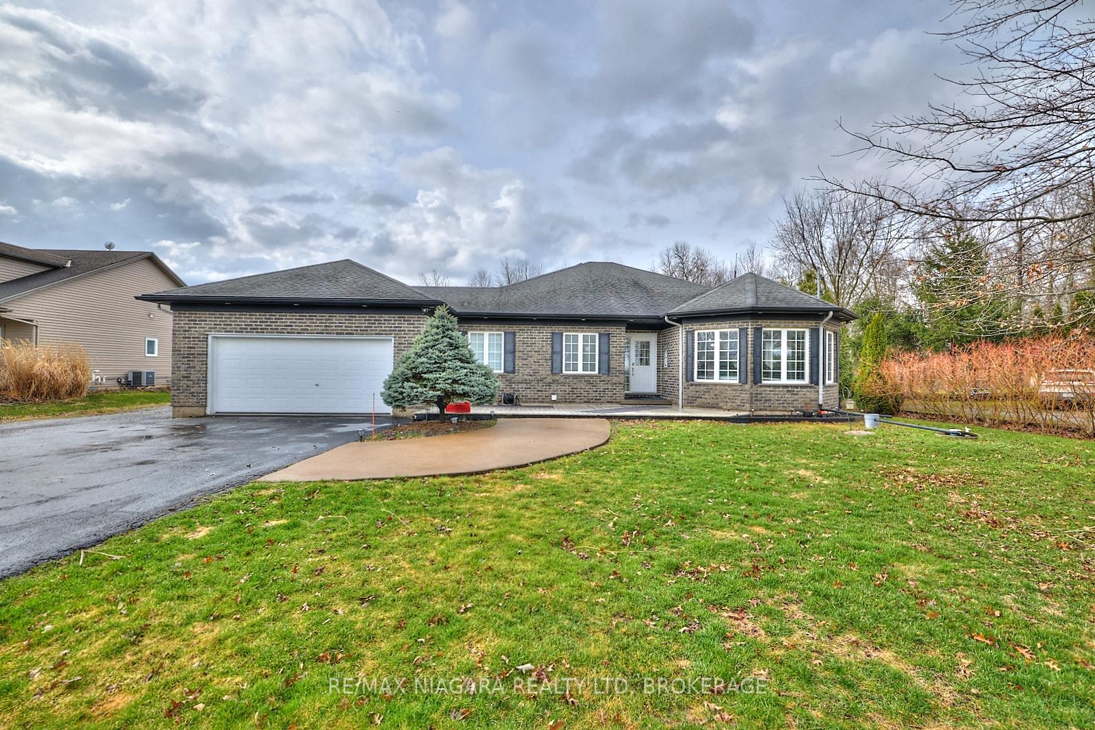 637 Carl Road, Welland, ON L0S 1K0