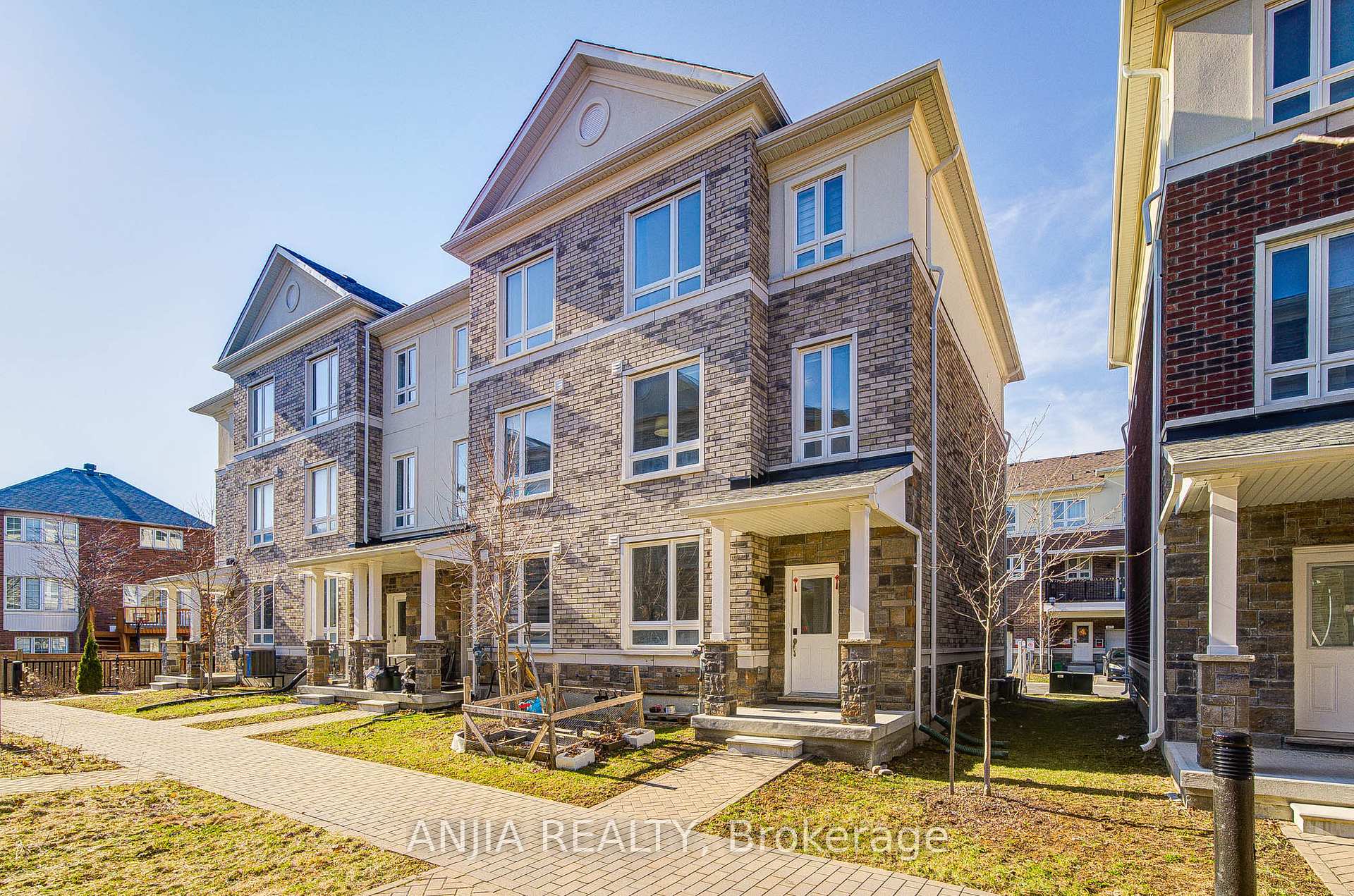 Markham Real Estate MLS® Listings & Houses For Sale