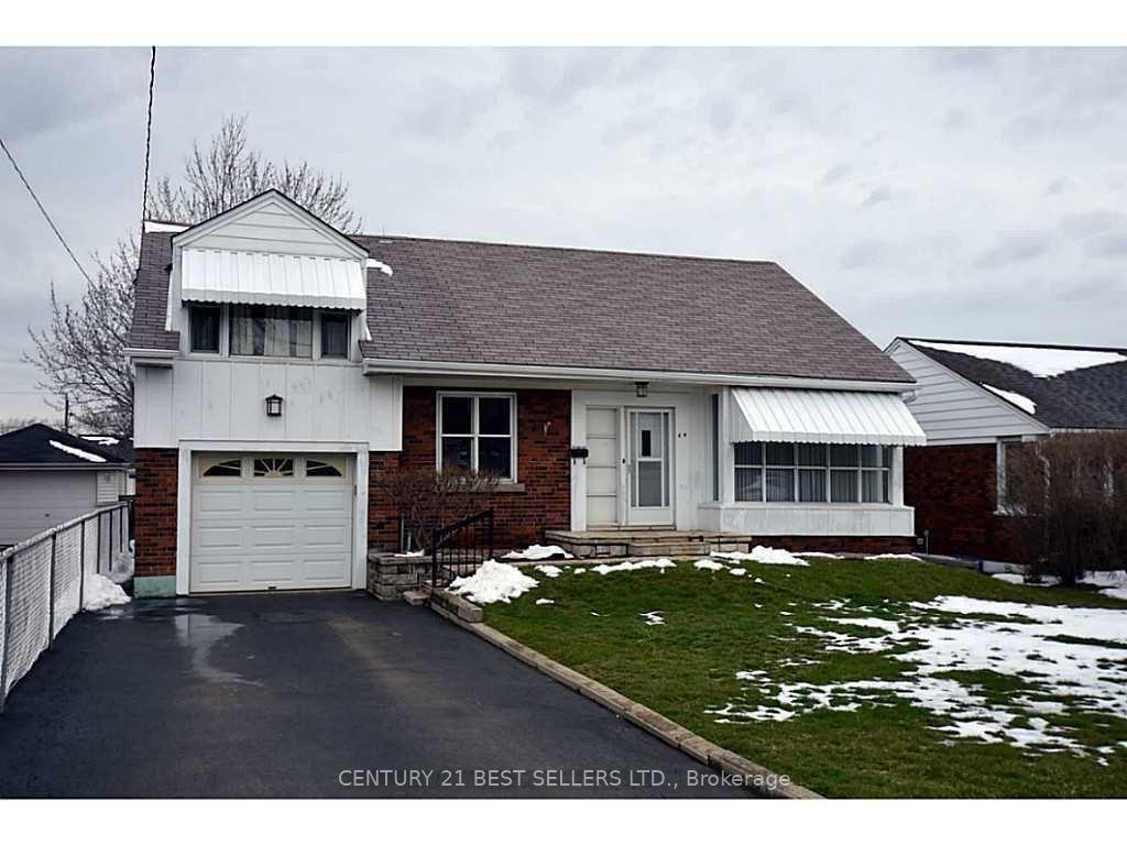 64 Glenview Drive, Hamilton, ON L8G 2L6