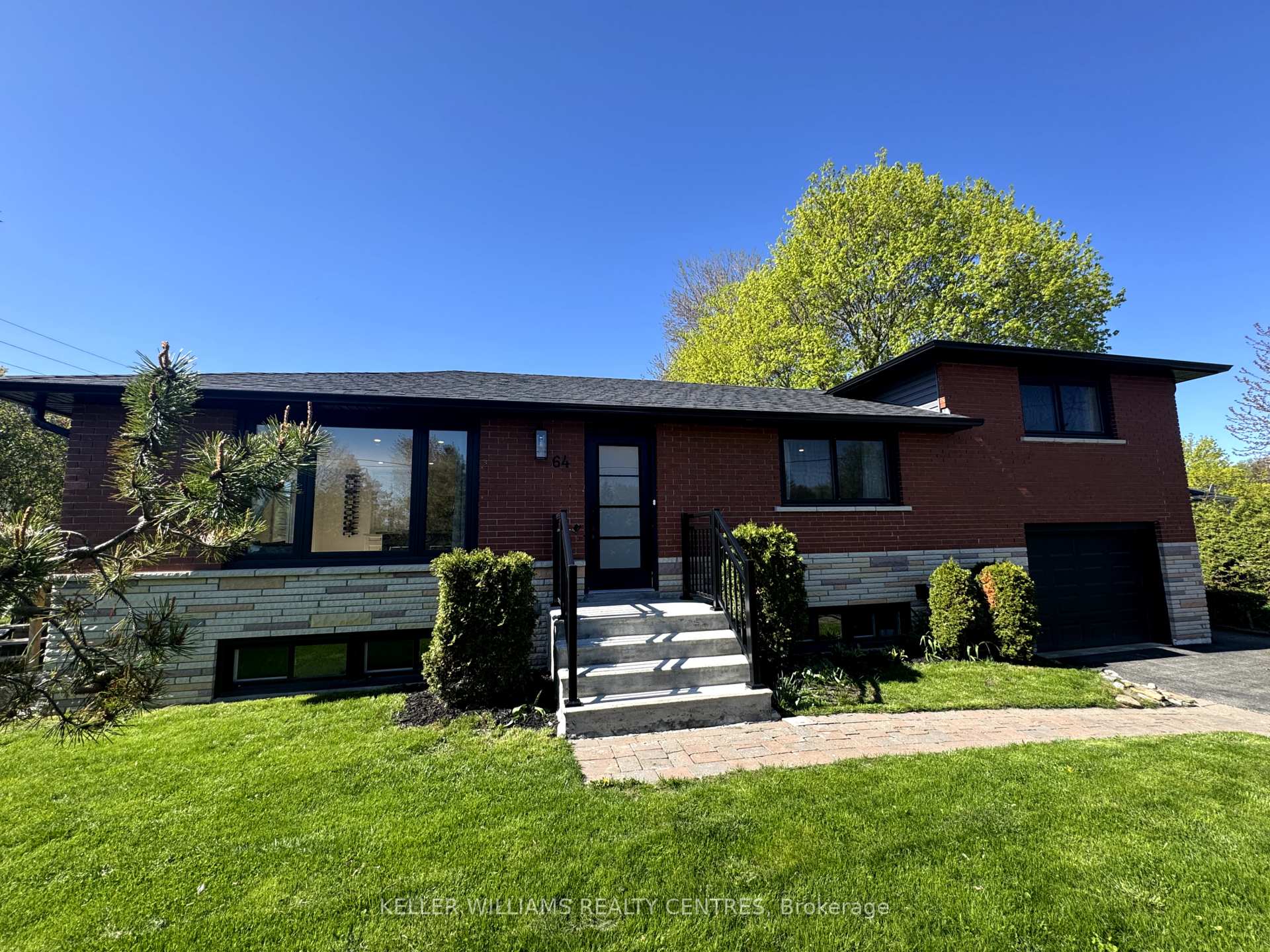 64 Kulpin Avenue, Bradford West Gwillimbury, ON L3Z 1T7