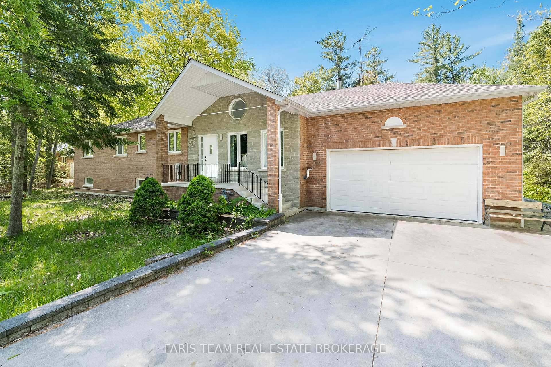 Tiny Real Estate MLS® Listings & Houses For Sale