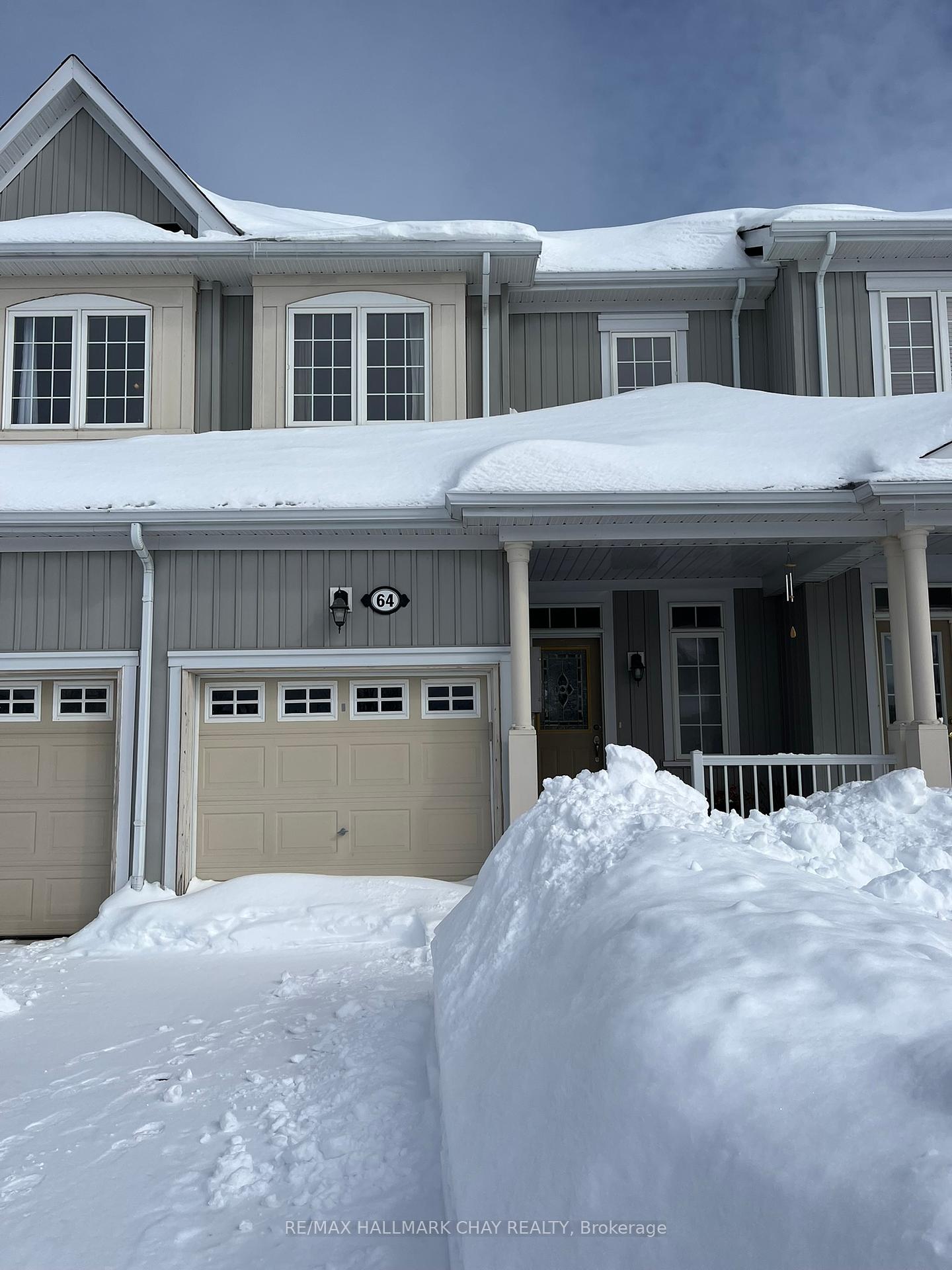 64 Pearcey Crescent, Barrie, ON L4N 6R7