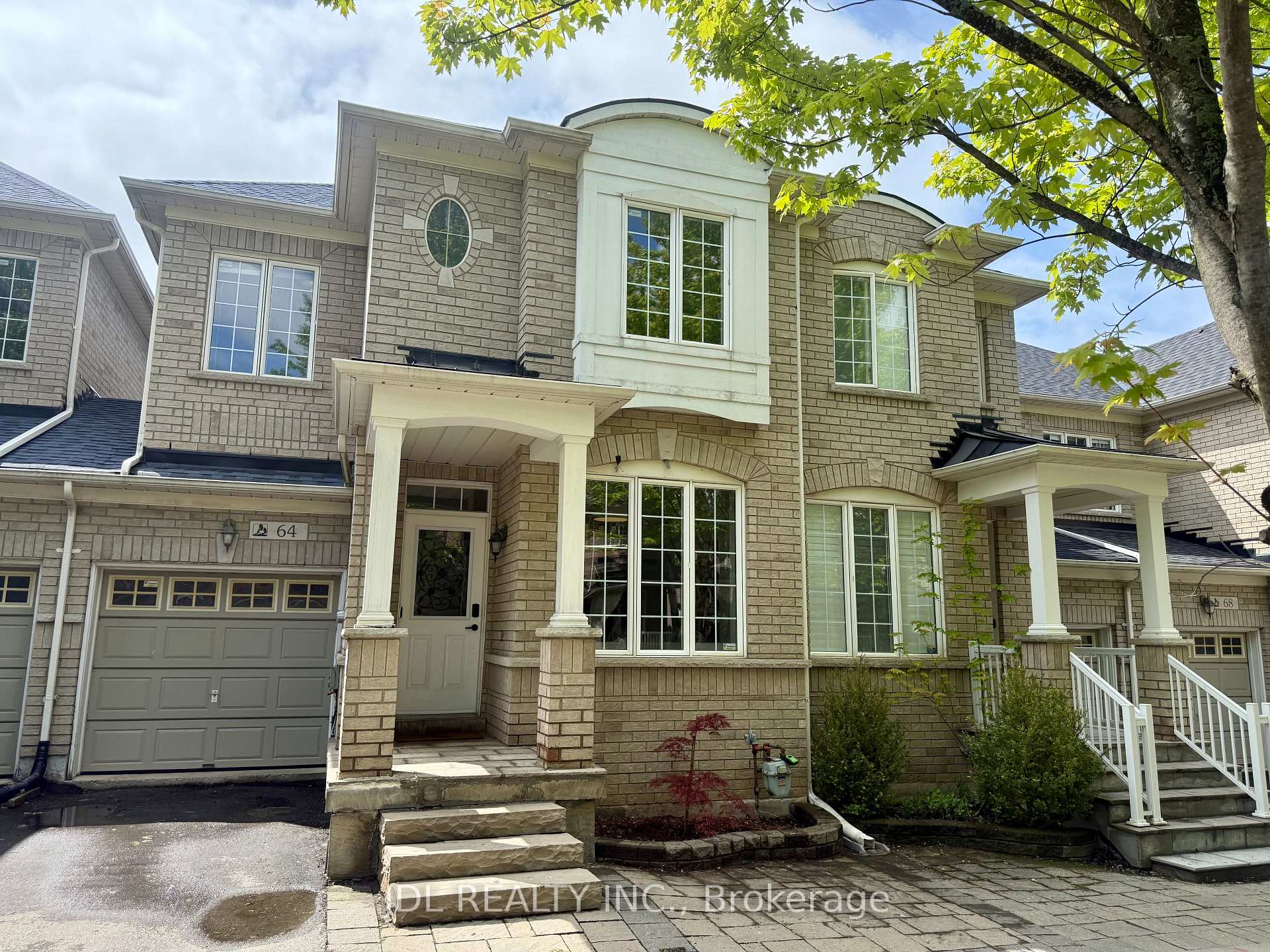 64 Pillar Rock Crescent, Markham, ON L6C 3H4