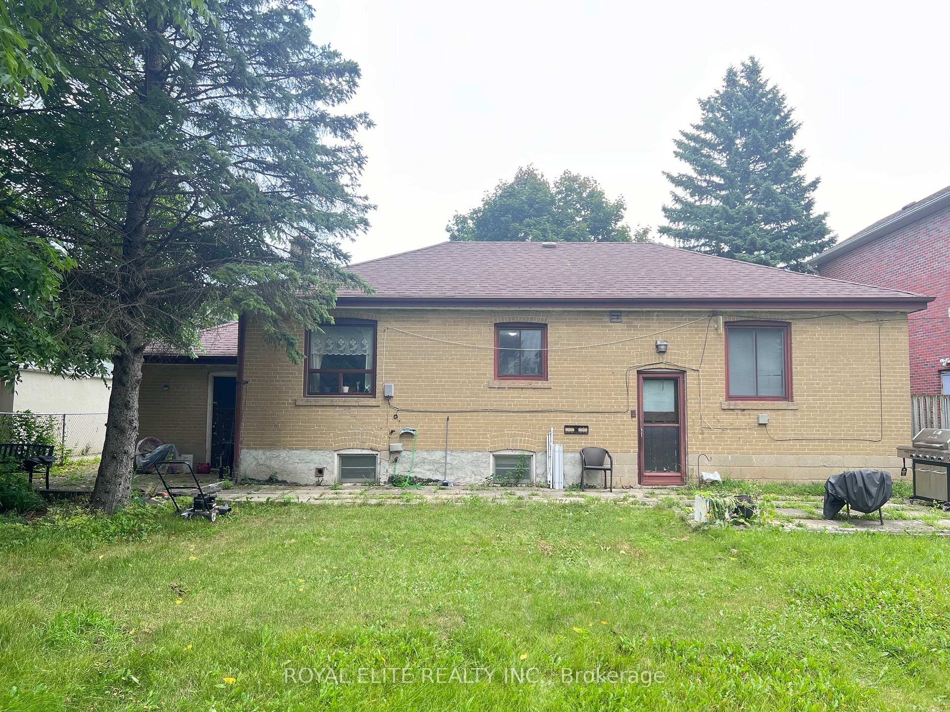 64 Shilton Road, Toronto, ON M1S 2J7