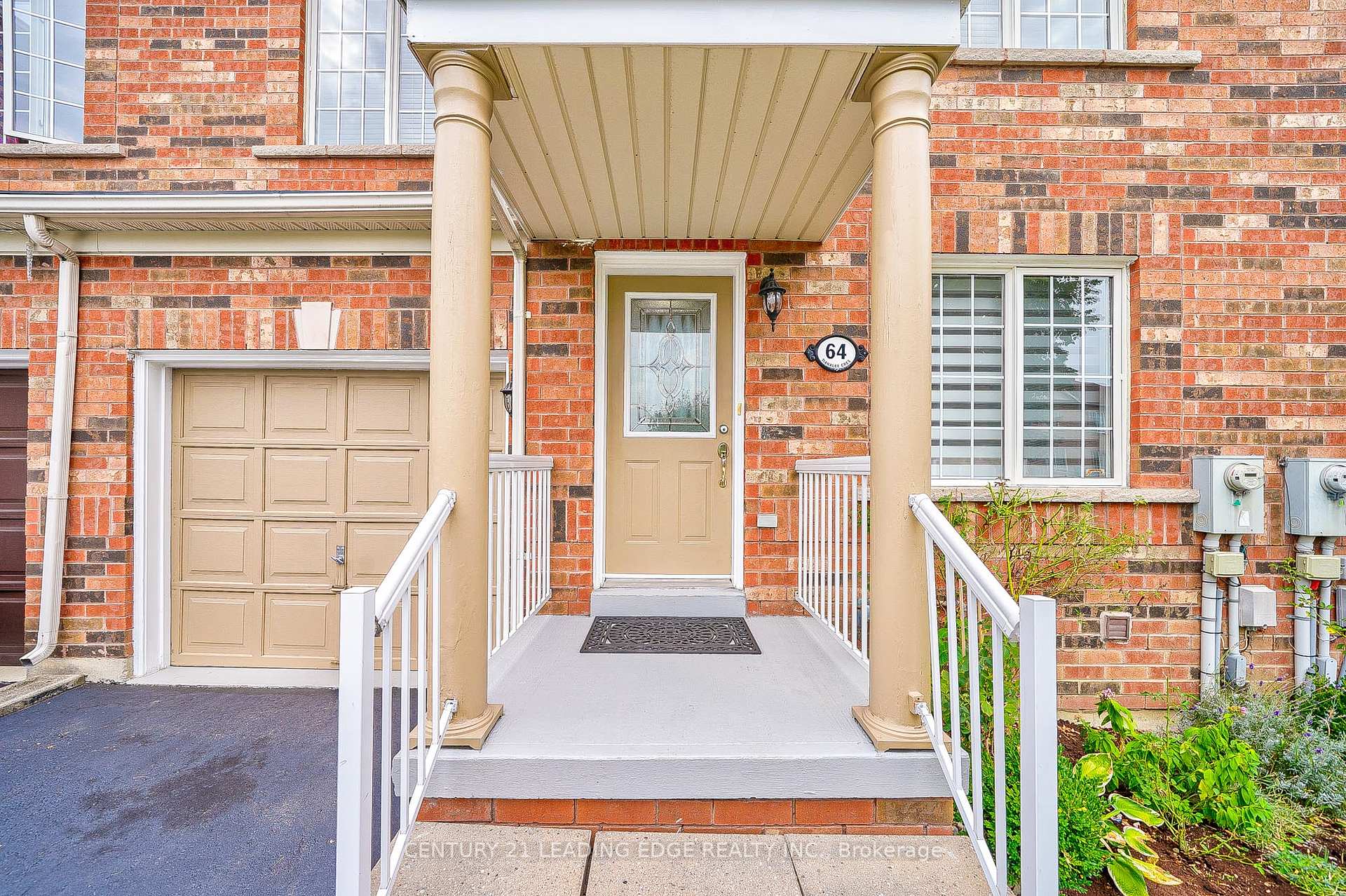 64 Tianalee Crescent, Brampton, ON L7A 2X2