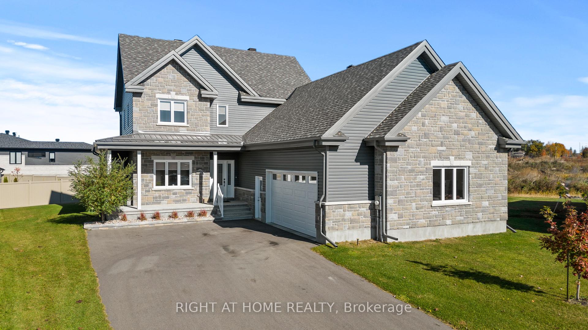 640 Cobalt Street, Clarence-Rockland, ON K4K 0L8