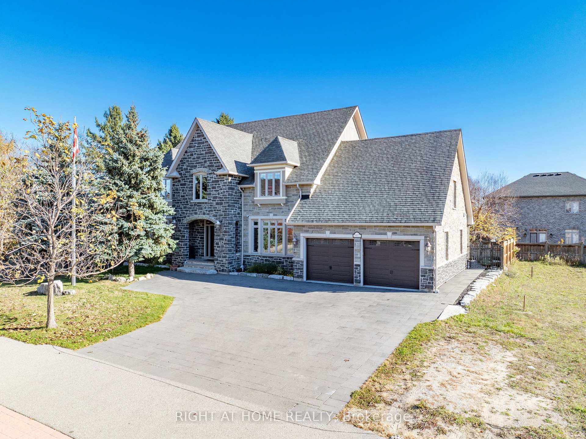 6427 Old Church Road, Caledon, ON L7C 1R1