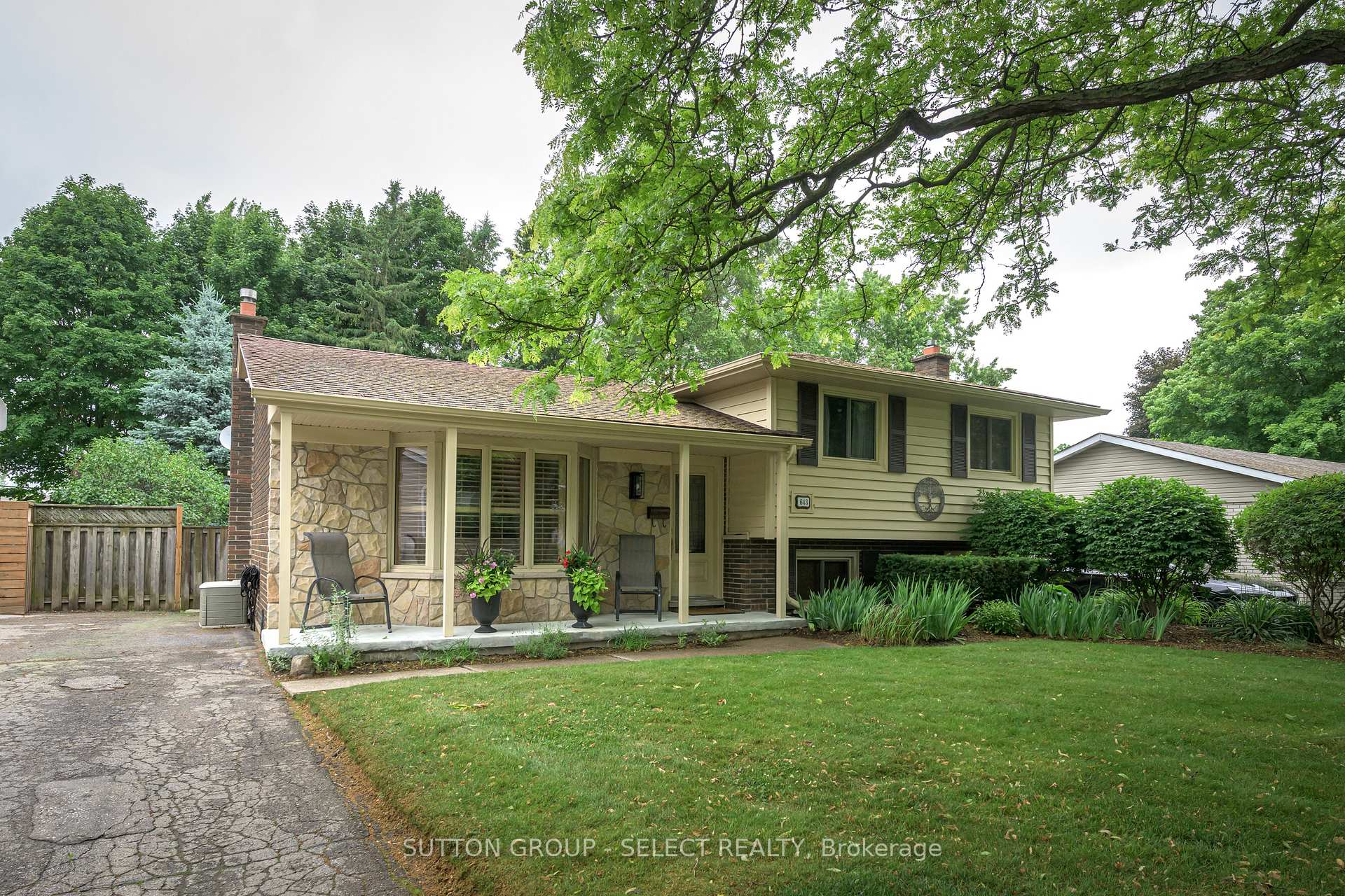 643 Dunboyne Crescent, London North, ON N5X 1Y1