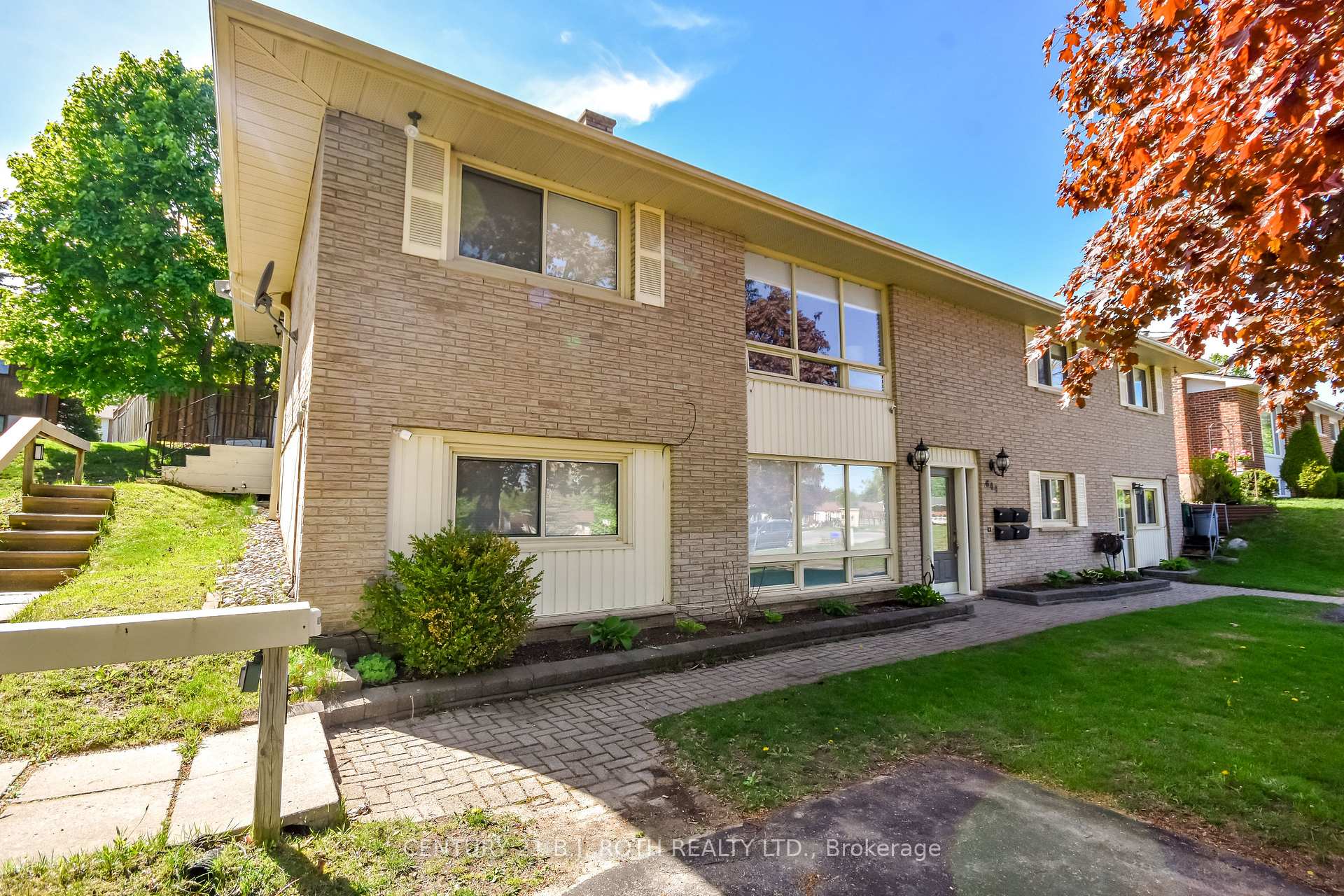 644 MISSISSAGA Street W, Orillia, ON L3V 3C6