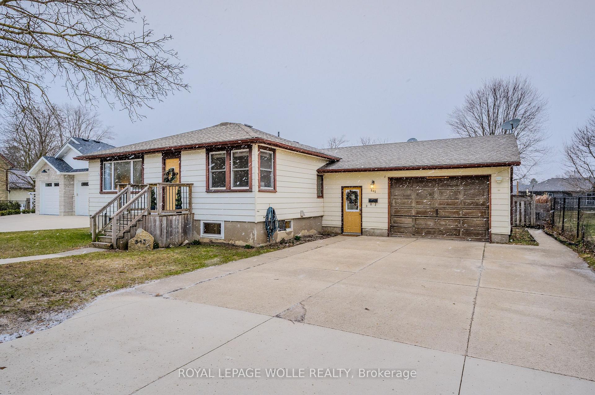 645 King Street, Minto, ON N0G 2P0