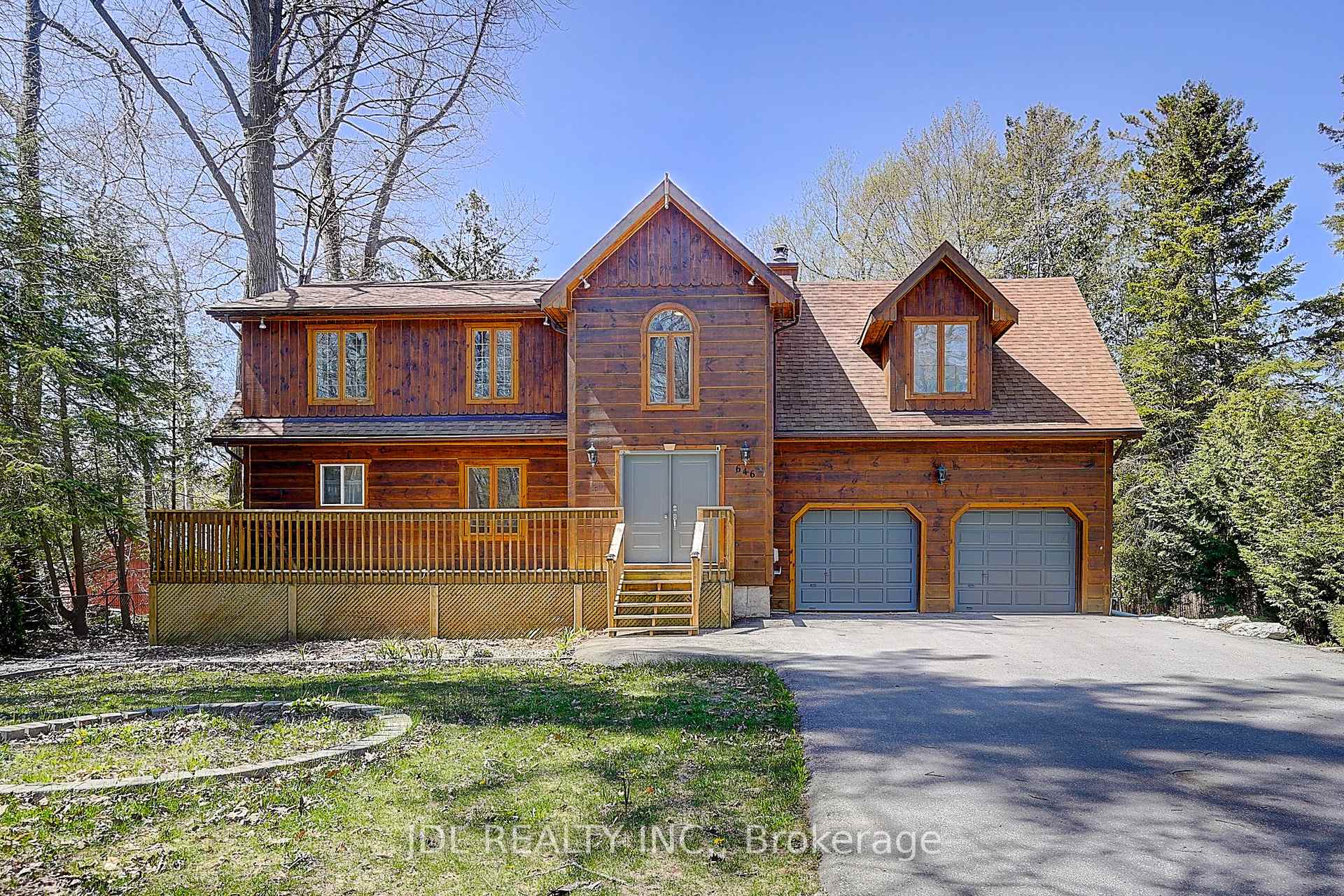646 Oxbow Park Drive, Wasaga Beach, ON L9Z 2V2