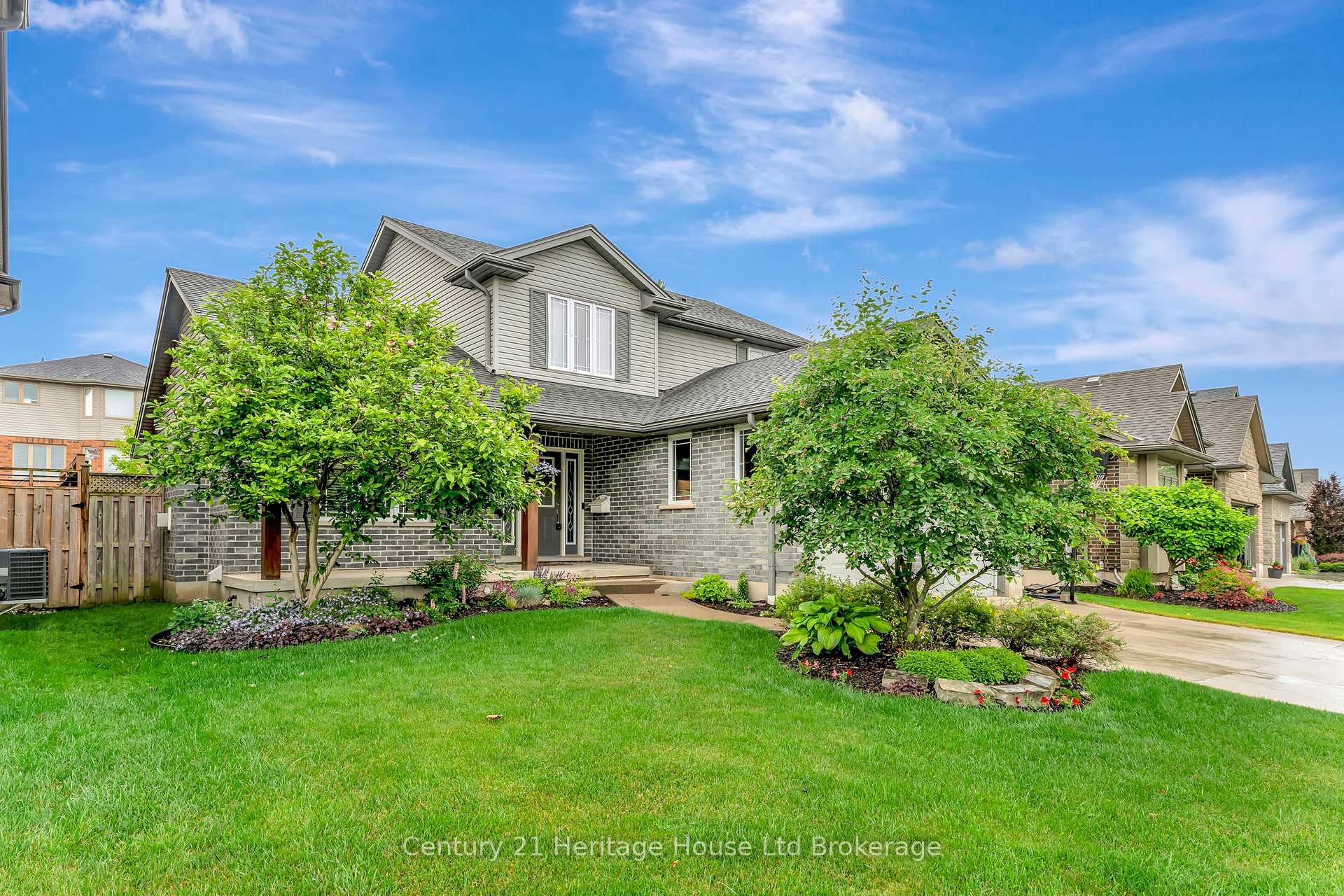 647 Spitfire Street, Woodstock, ON N4T 0B6