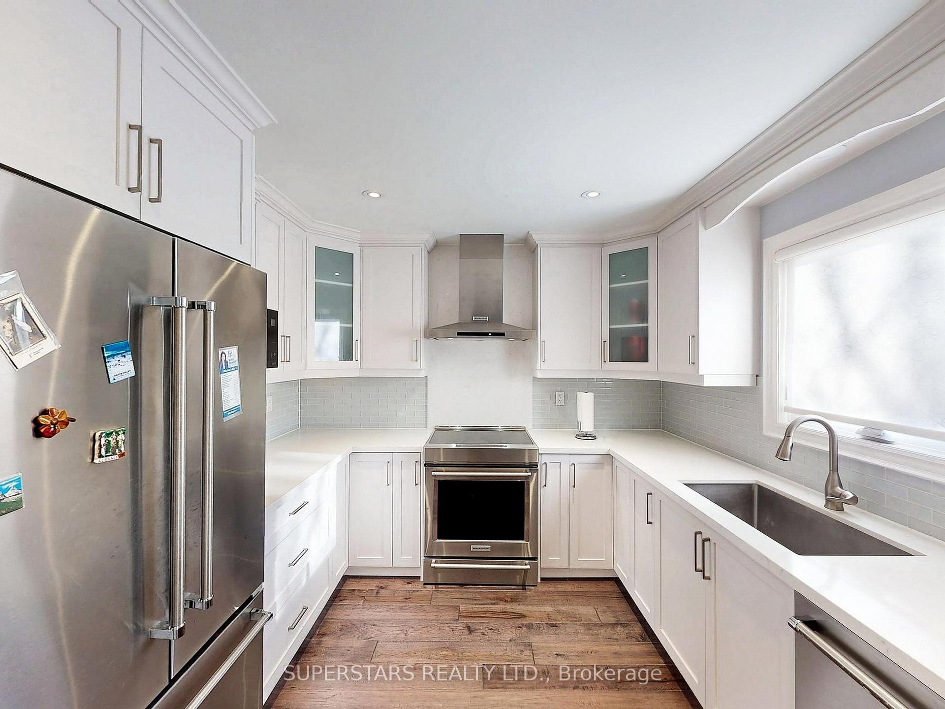 6480 Tisler Crescent, Mississauga, ON L5N 3G7