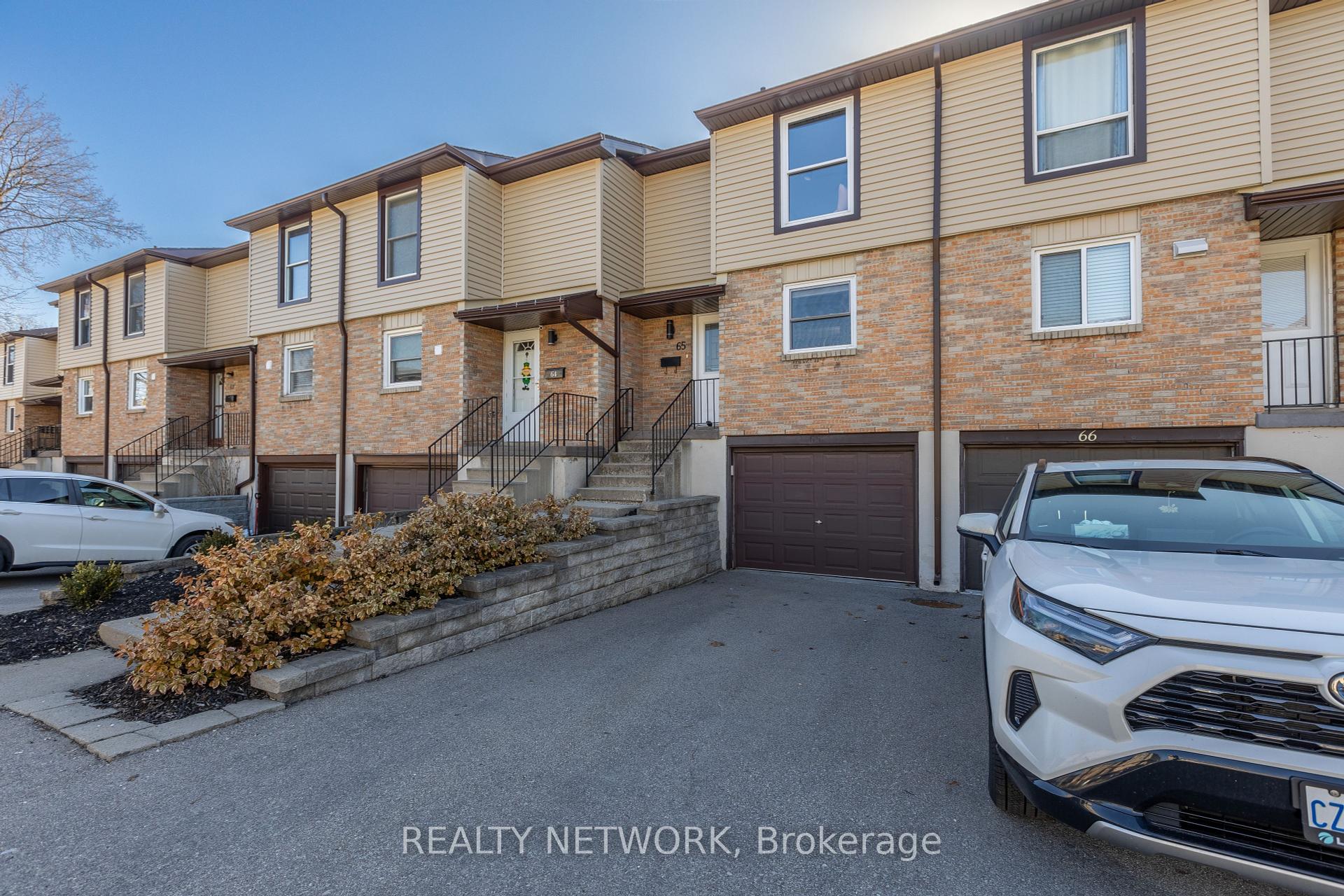 65 - 10 Angus Road, Hamilton, ON L8K 6K3