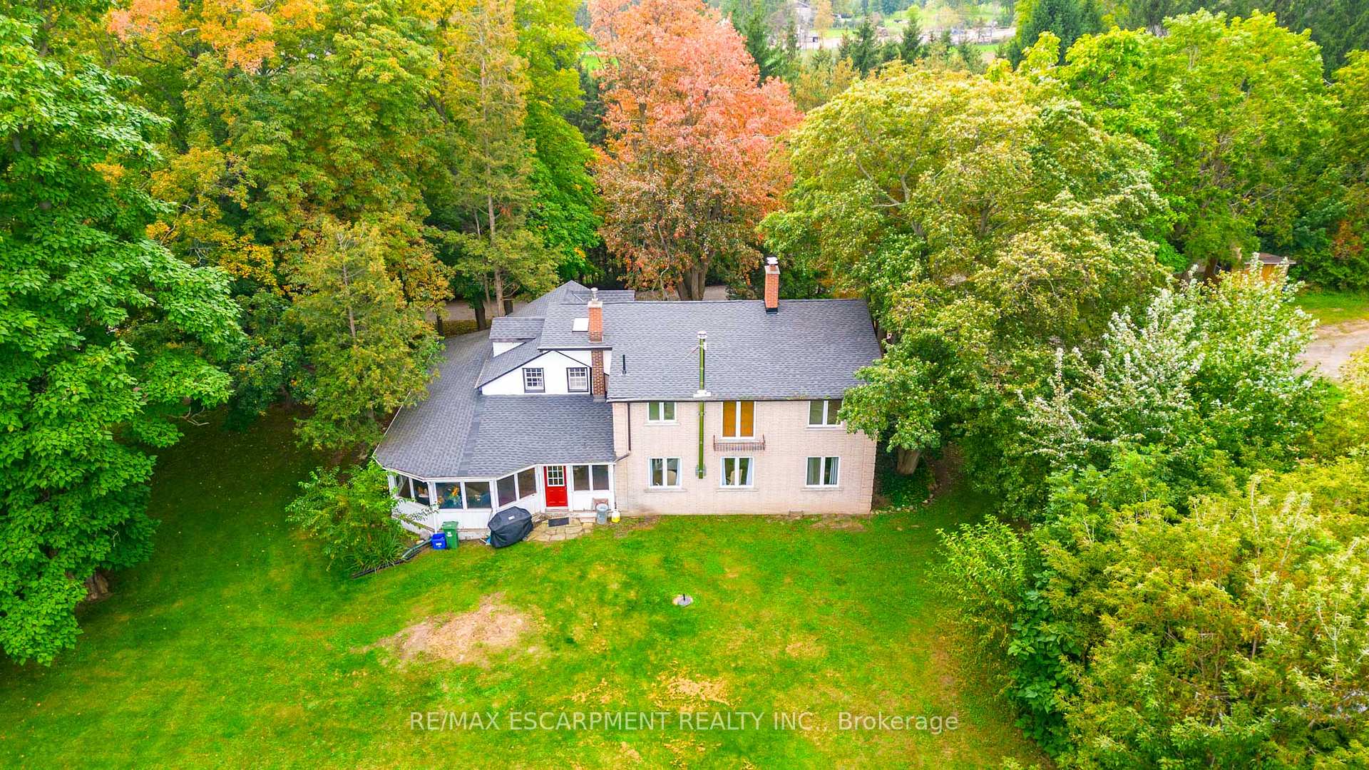 65 7th Concession Road E, Hamilton, ON L8B 1T7